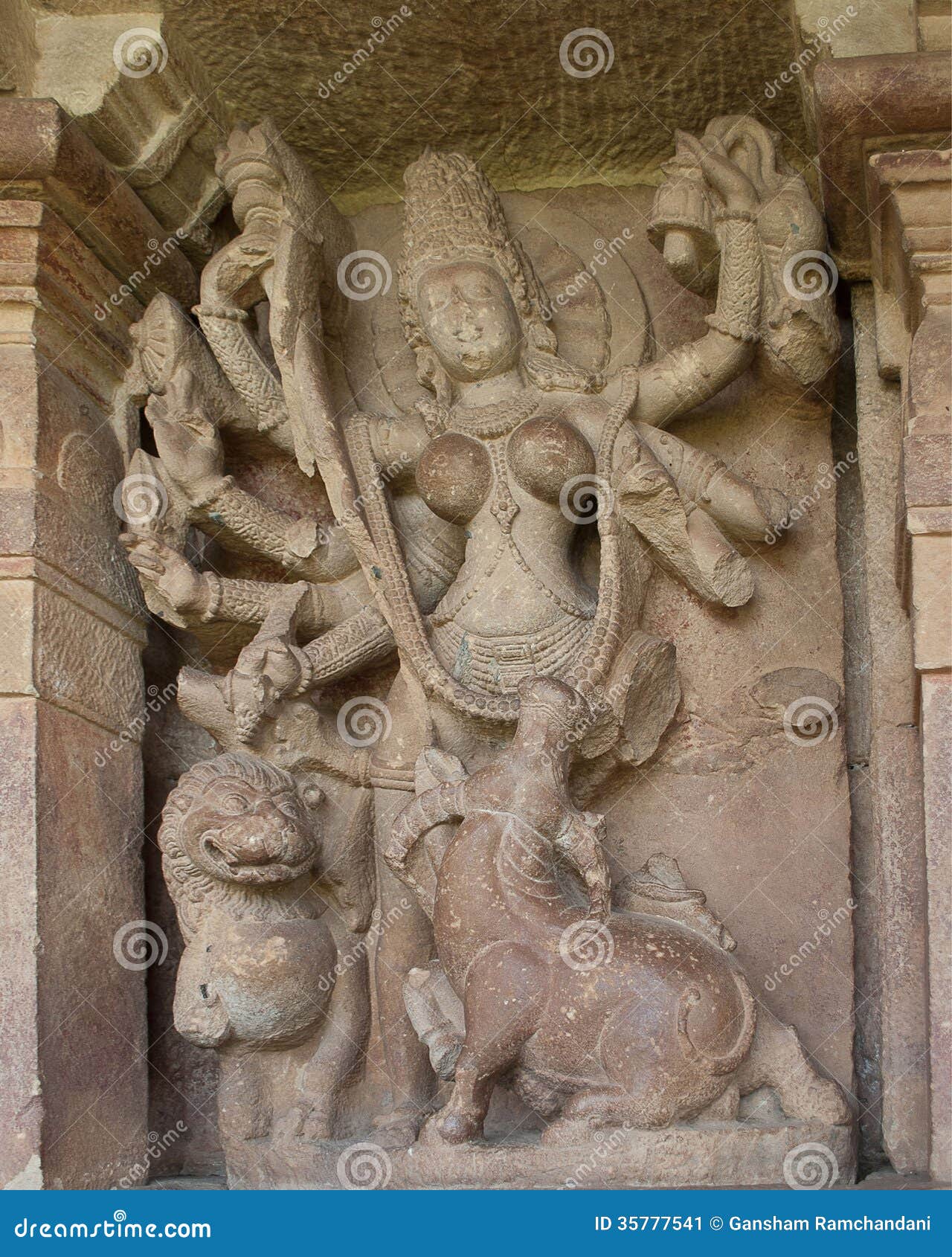 Deusa Durga imagem de stock. Imagem de vaca, hindu, escultura - 35777541