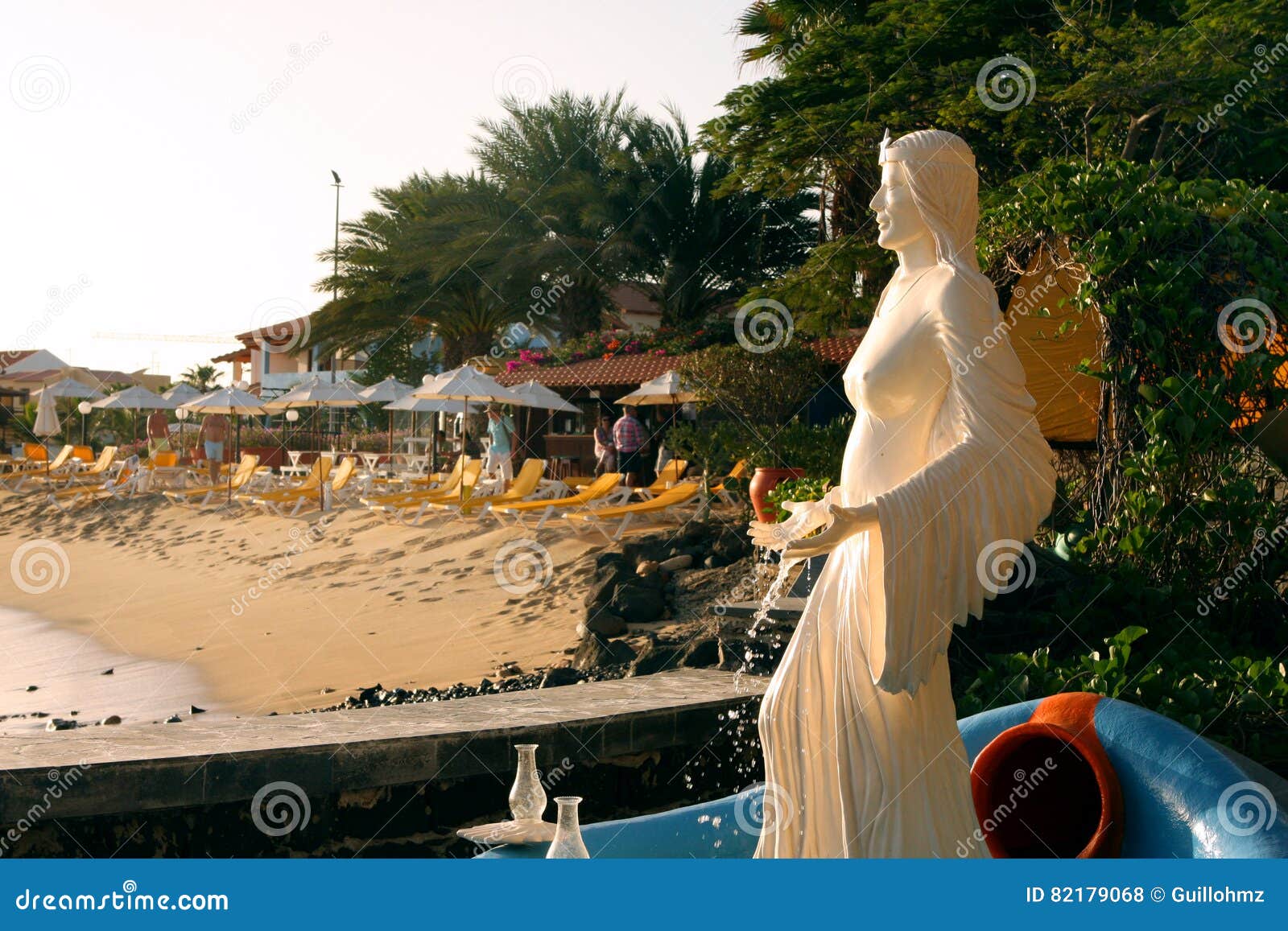 Deusa Lemanja do oceano foto de stock editorial. Imagem de confidencial ...