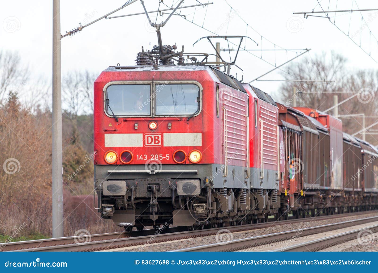 Deutsche Schiene, Zug Klasse 143 DBs Deutsche Bahn Mit Waren ...