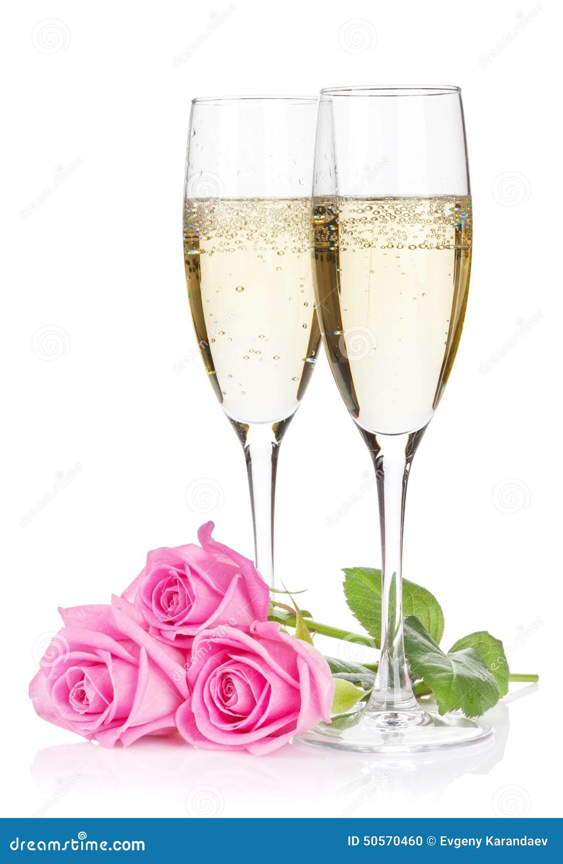 Deux Verres De Champagne Et Fleurs De Rose De Rose Photo stock - Image ...