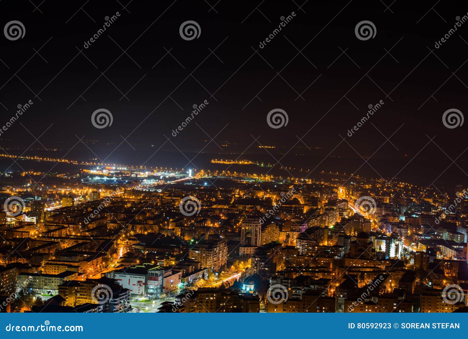 Deva City by night editorial stock photo. Image of fortification - 80592923