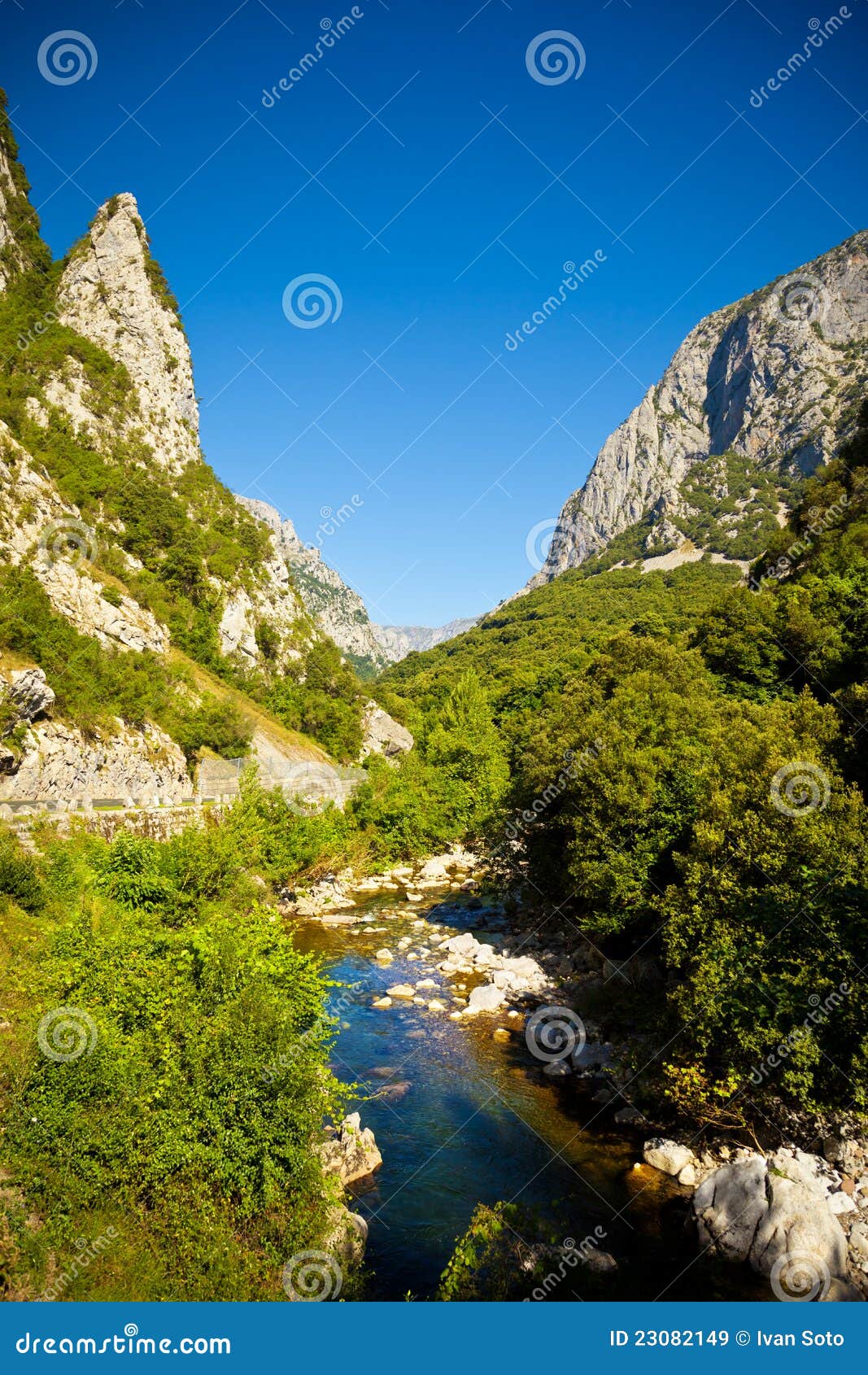 Deva River in La Hermida Pass Stock Image - Image of step, vertical ...