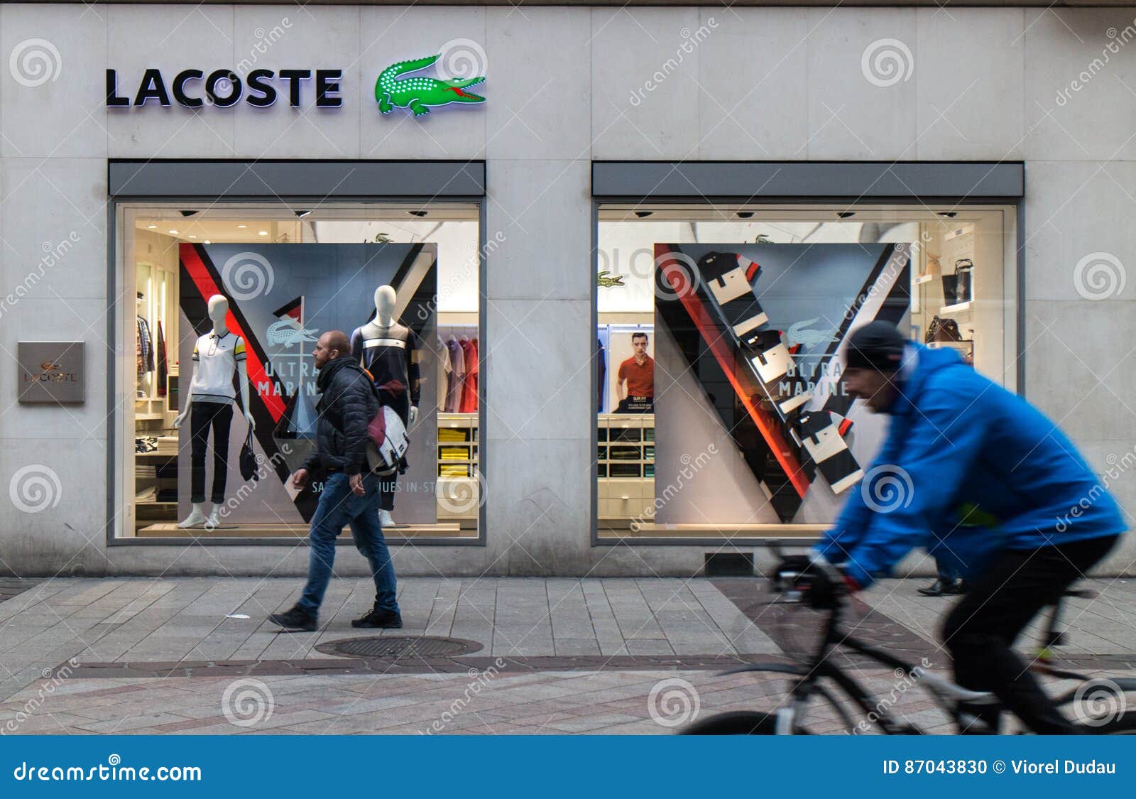 boutique lacoste lausanne