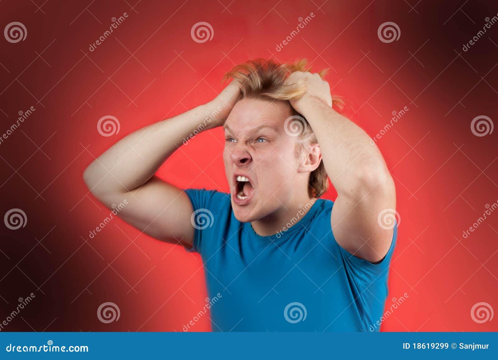 Devastado imagen de archivo. Imagen de ojos, muchacho - 18619299