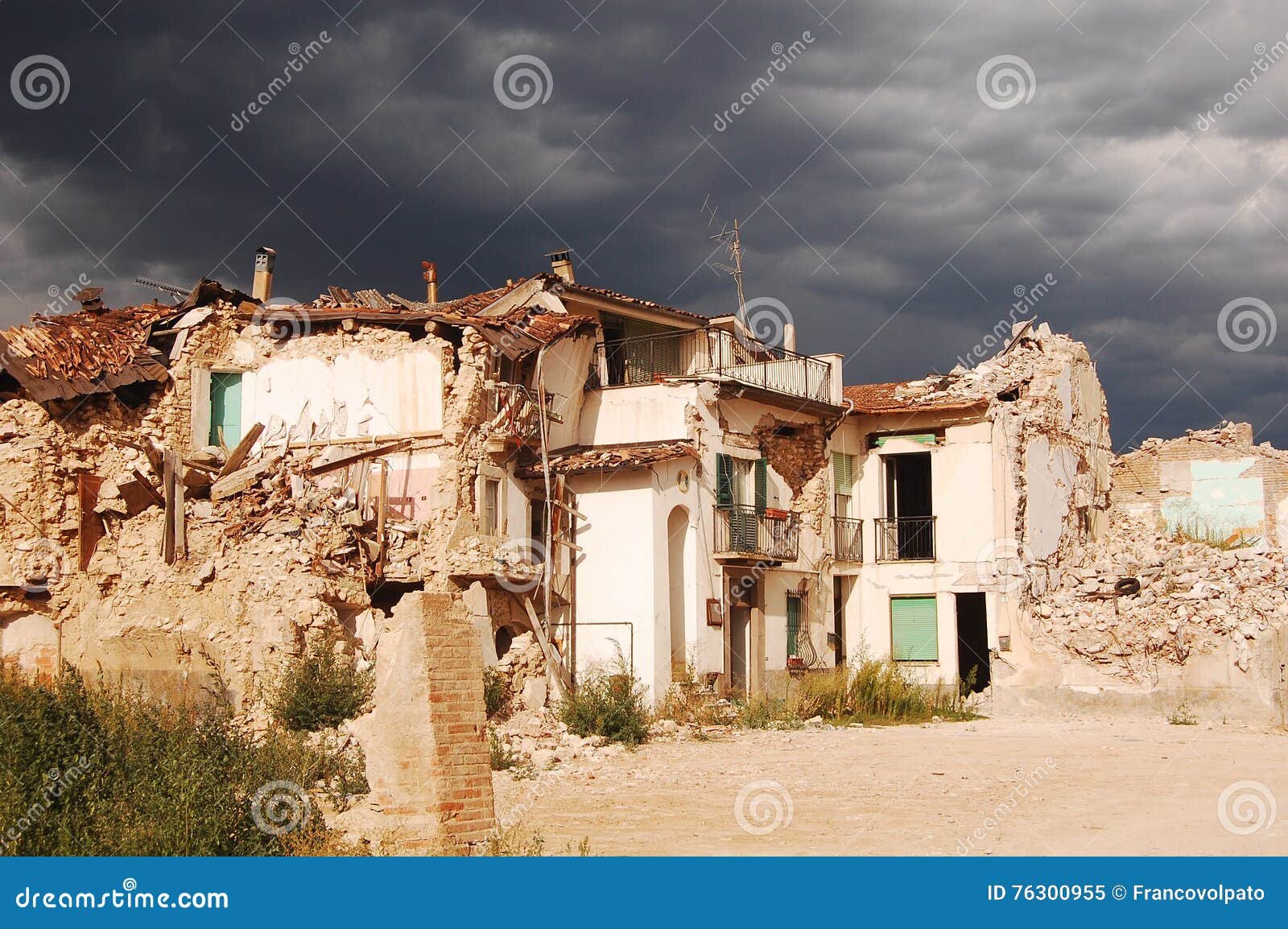 The Devastation Caused by the Earthquake Stock Image - Image of wounded ...