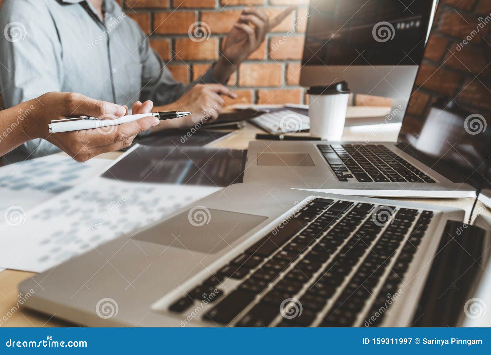 Developing Programmer Team Development Website Design and Coding ...