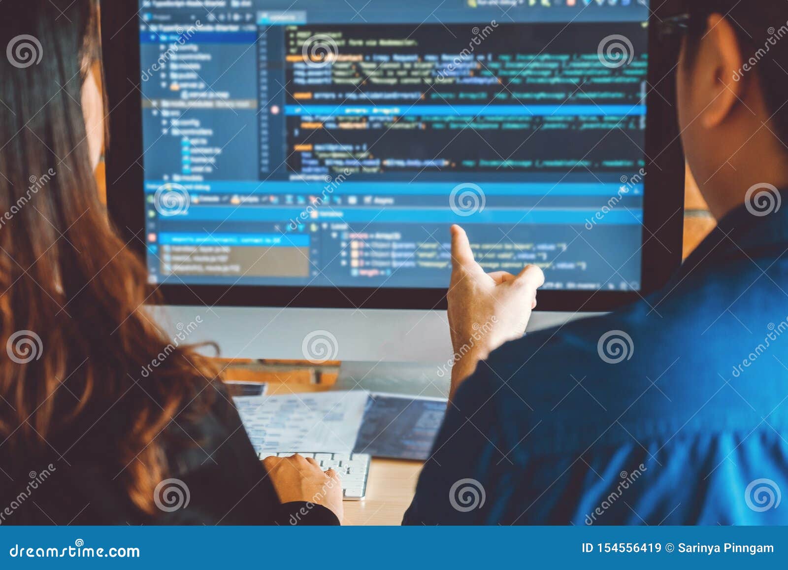 Developing Programmer Team Development Website Design and Coding ...