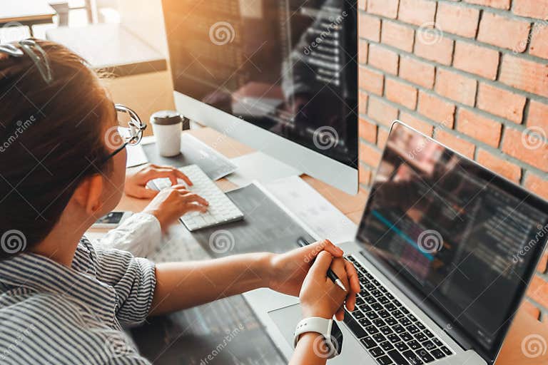 Developing Programmer Team Reading Computer Codes Development Website ...