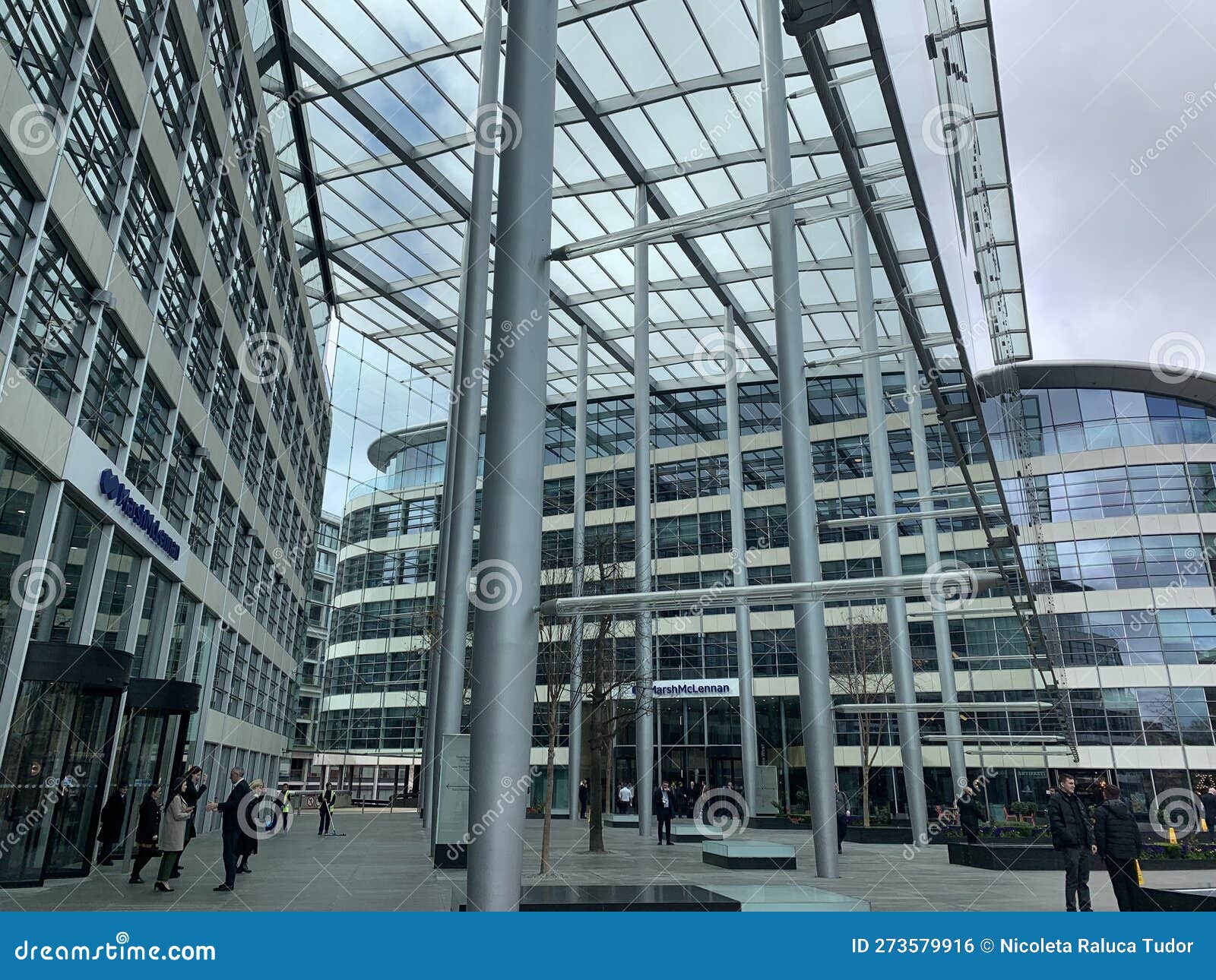 Tower Place West, 5 Great Tower St, London with Its Glass Atrium Made ...