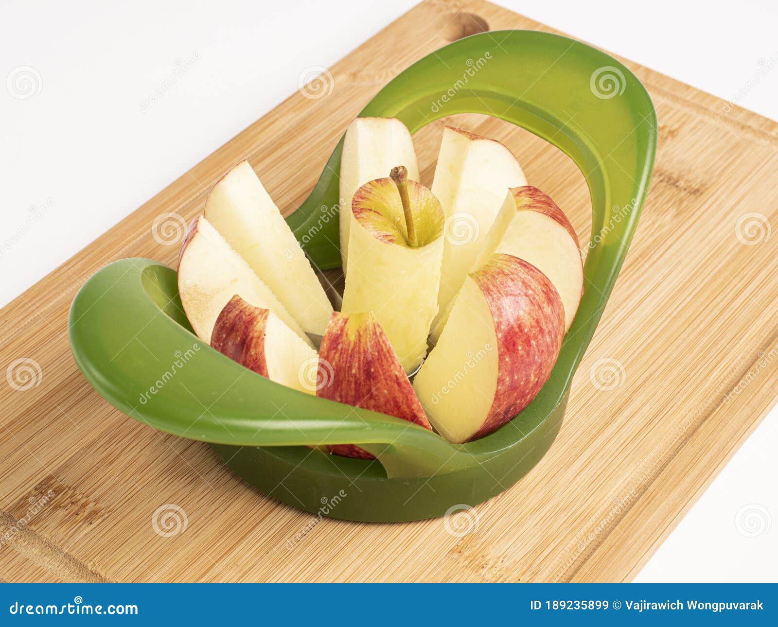 A Device for Quick Slicing Apples. Quick Apple Slicing. Sliced Apples ...