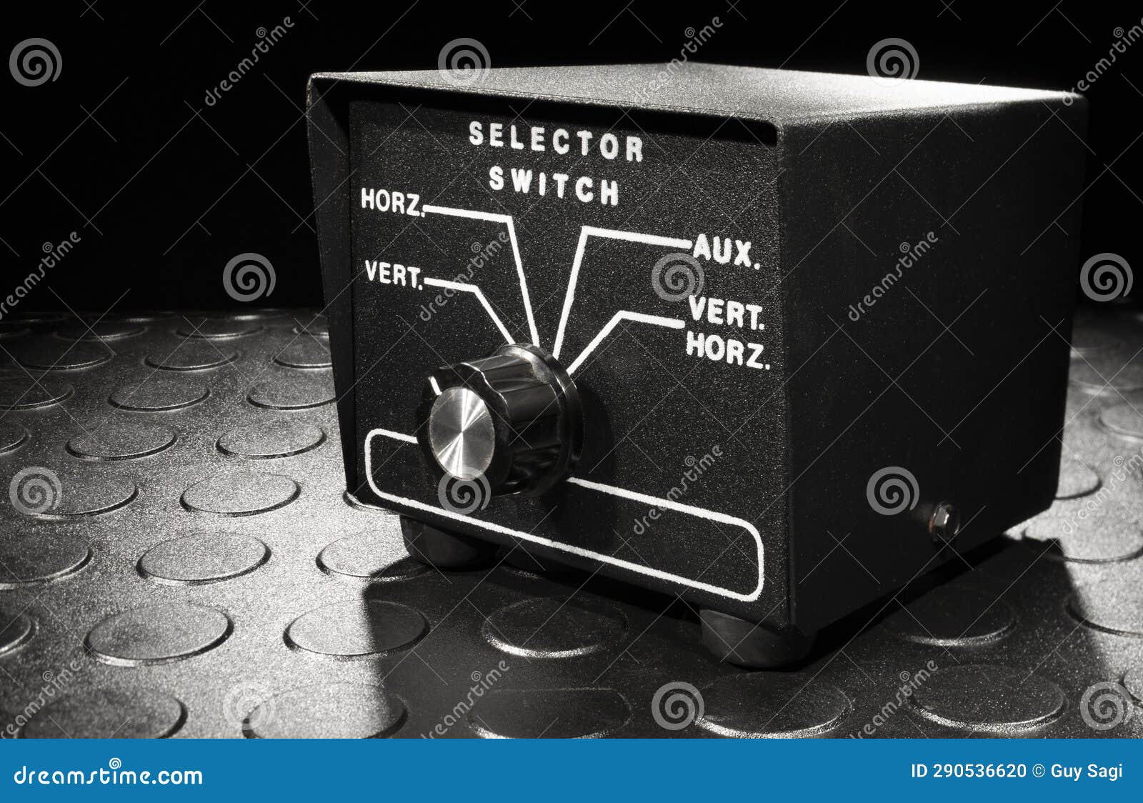 Device that Selects Antenna for Best Transmission Stock Photo - Image ...