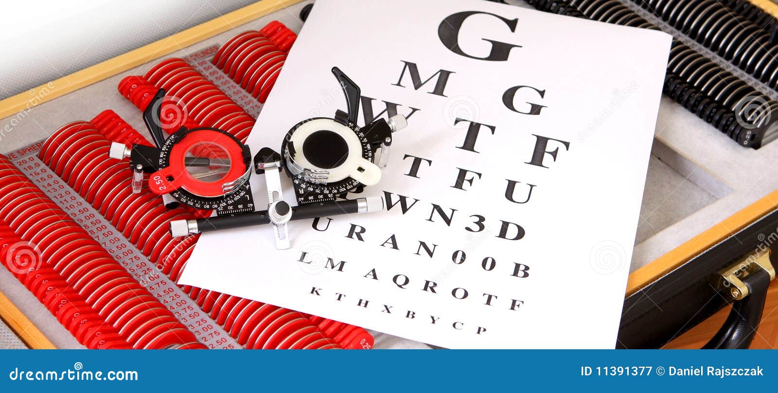 Device To the Sight Testing Stock Image - Image of chart, lens: 11391377