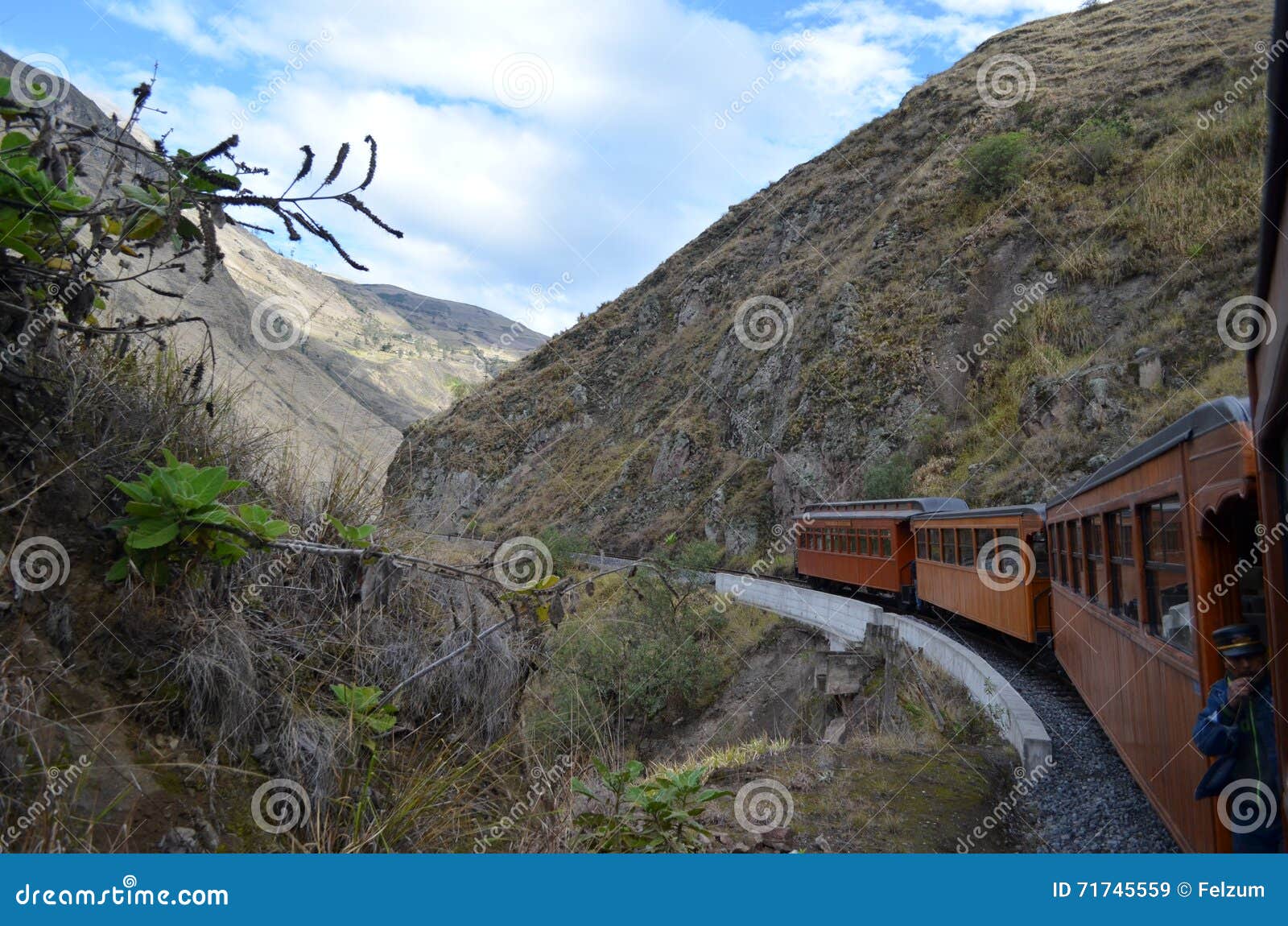 The Devil Nose Train Ride , Ecuador Editorial Stock Image - Image of ...