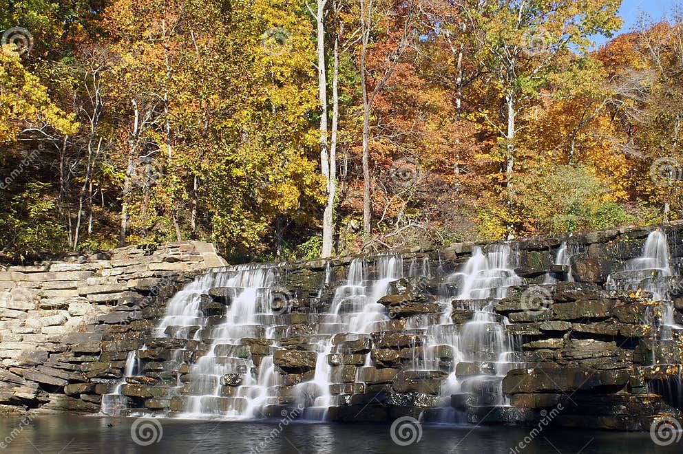 Devil s Den Waterfall stock photo. Image of nature, motion - 1447728