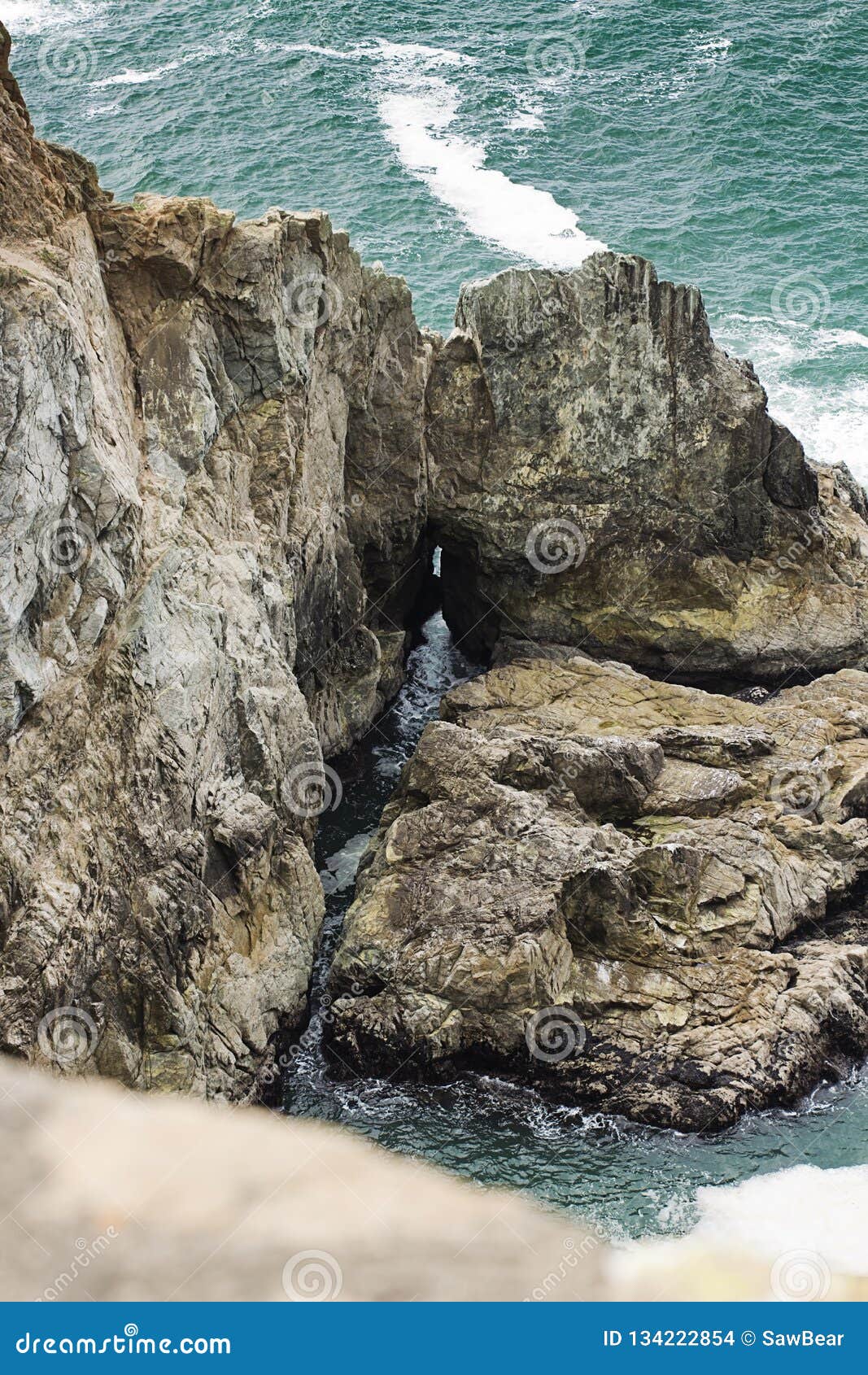 Devil`s Slide Rock Formations Stock Photo - Image of geology, devil ...