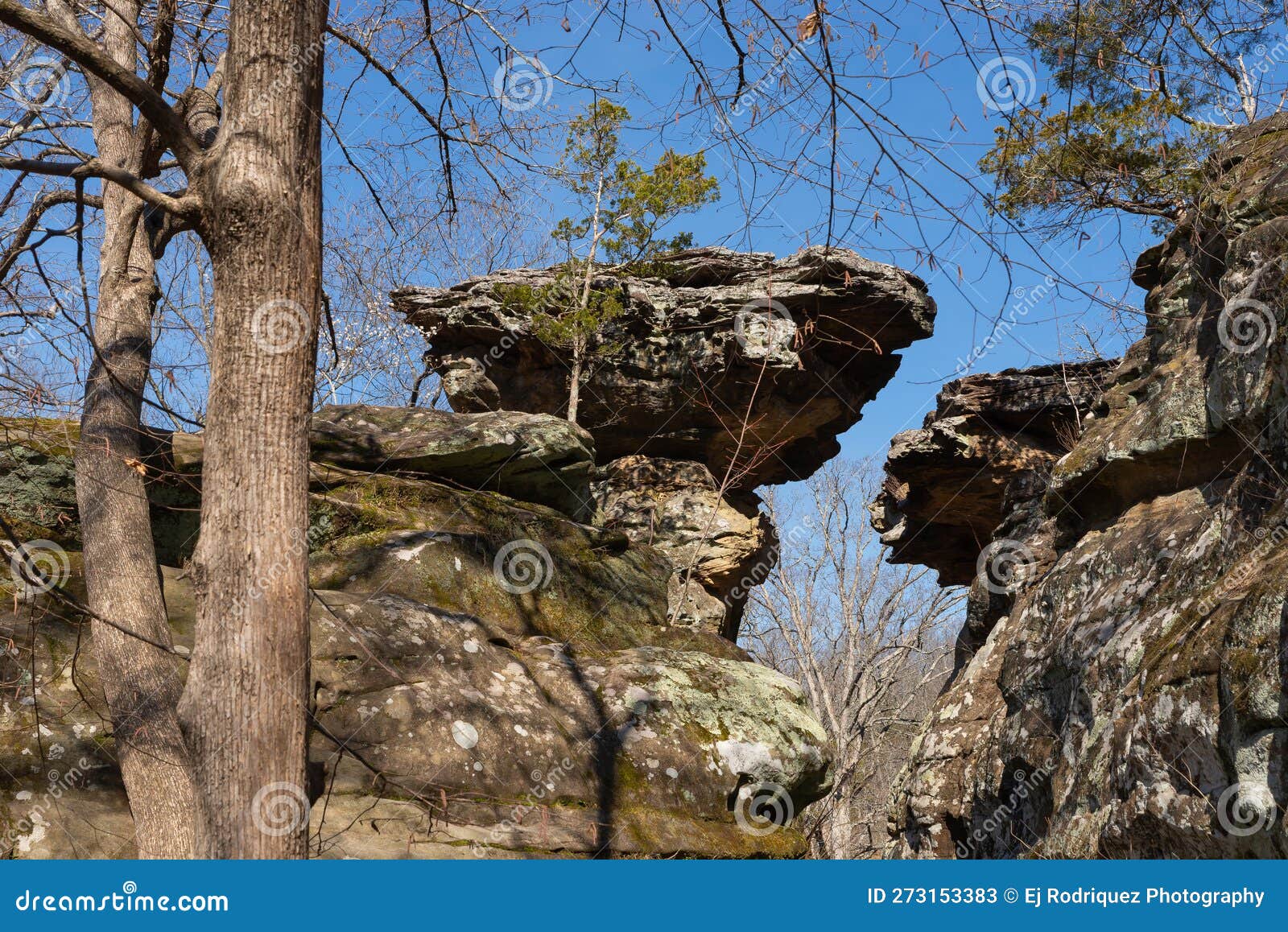 Devilâ€™s Standtable Rock Formation Stock Image - Image of devils ...