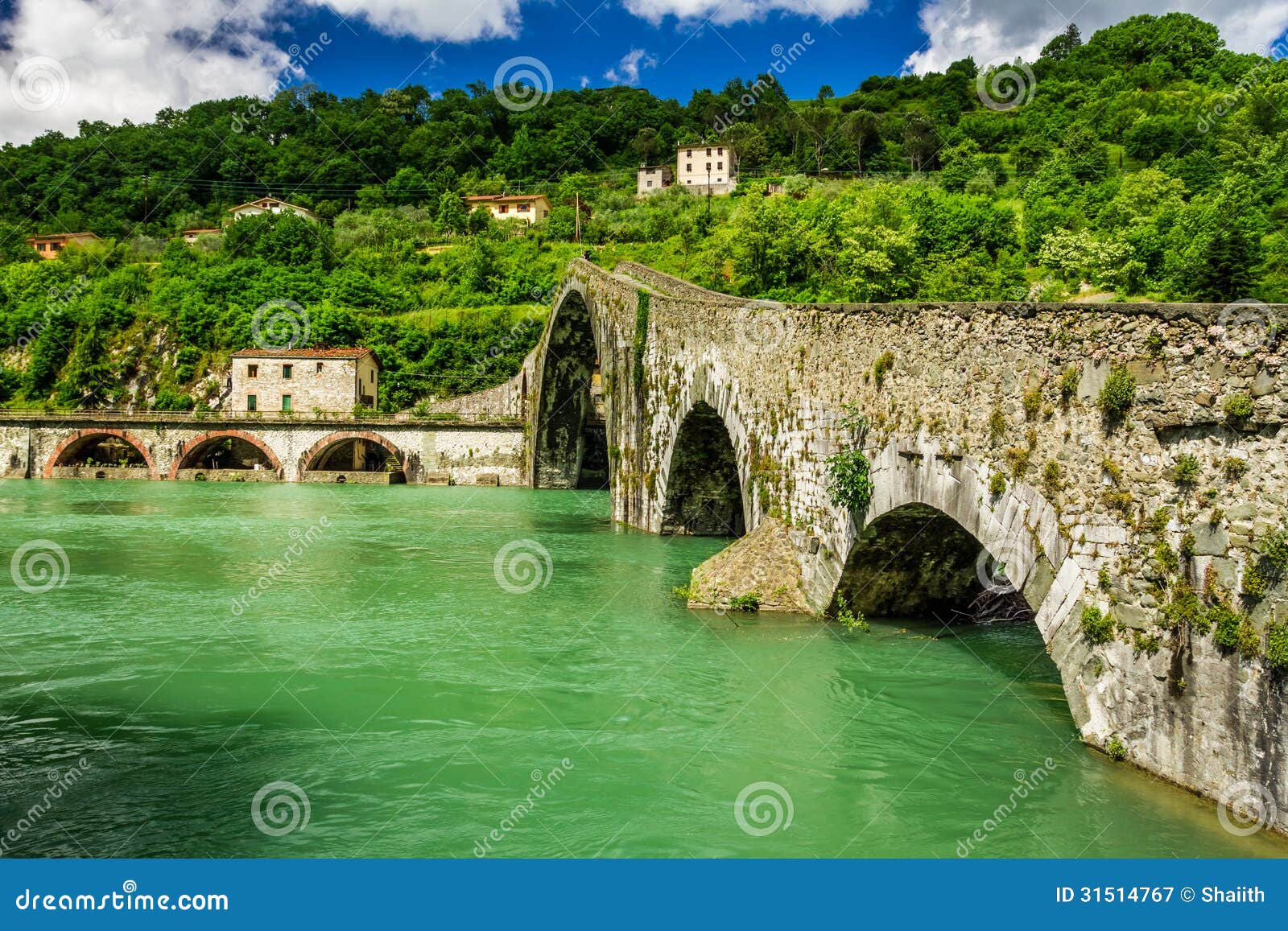 Devils Bridge Lucca stock image. Image of structure, mozzano - 31514767