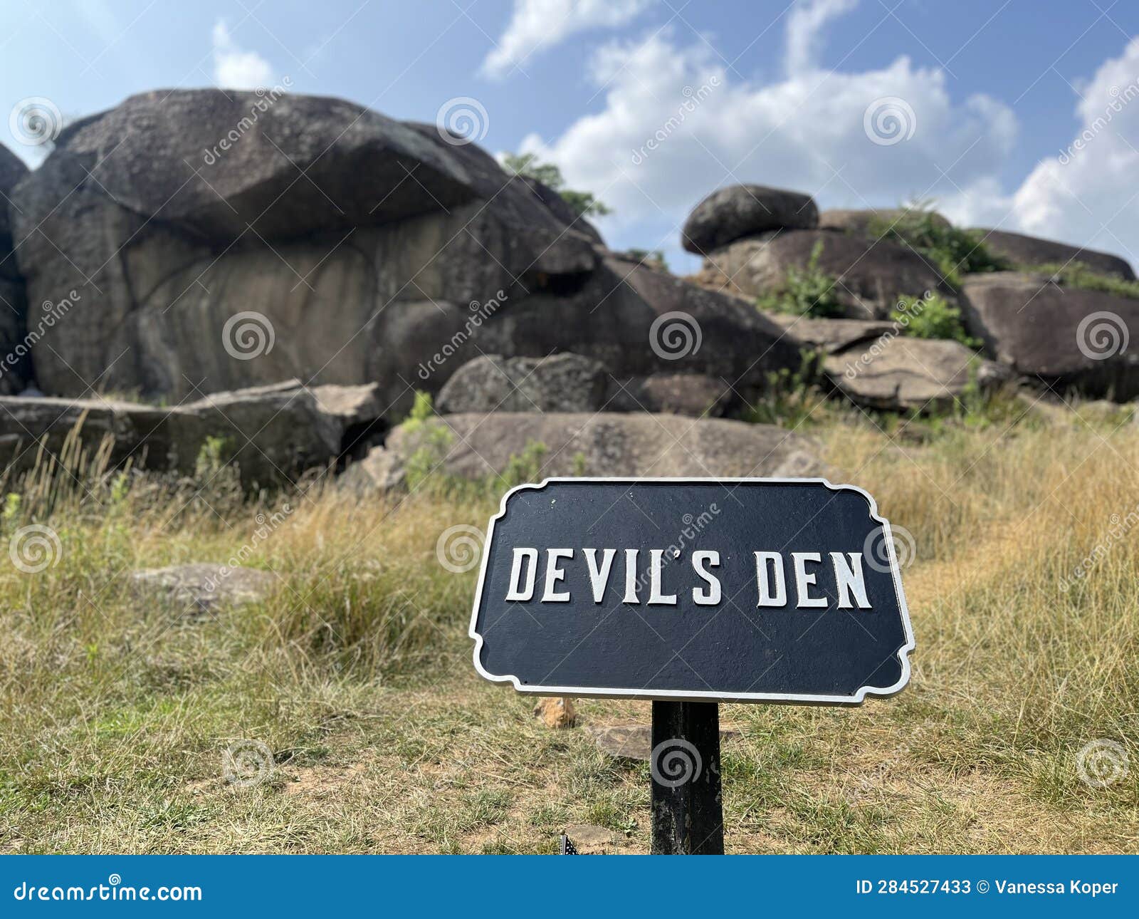 Devils Den Sign for Gettysburg National Military Park Stock Image ...