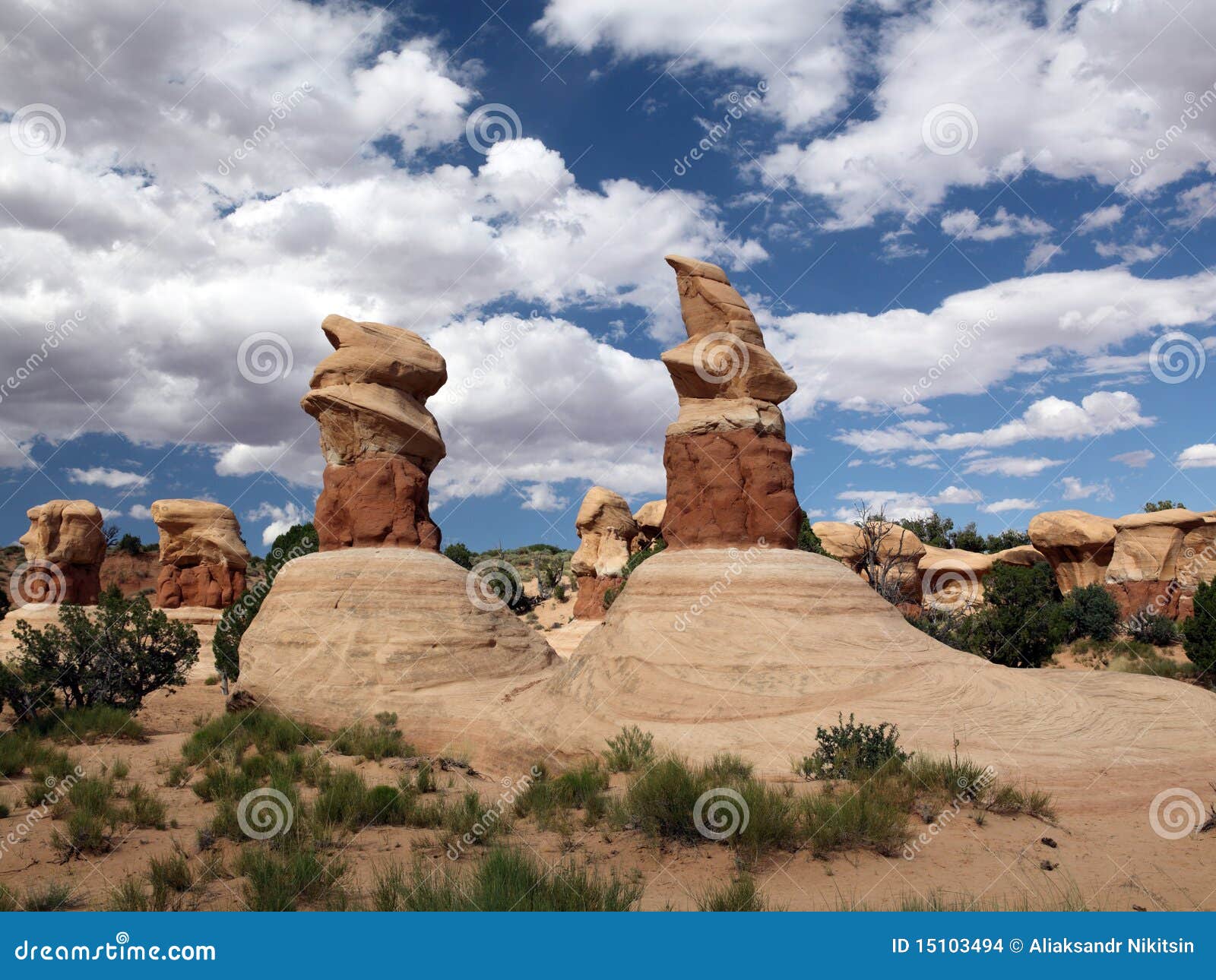 Devils Garden stock photo. Image of monument, canyon - 15103494