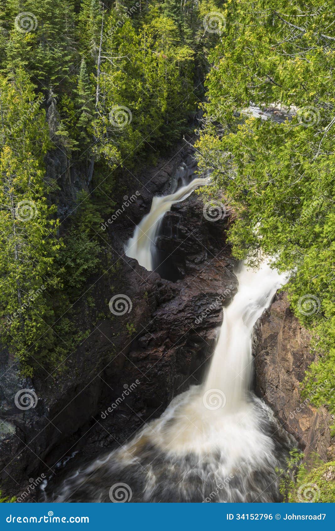Devils Kettle Falls stock photo. Image of magney, rock - 34152796