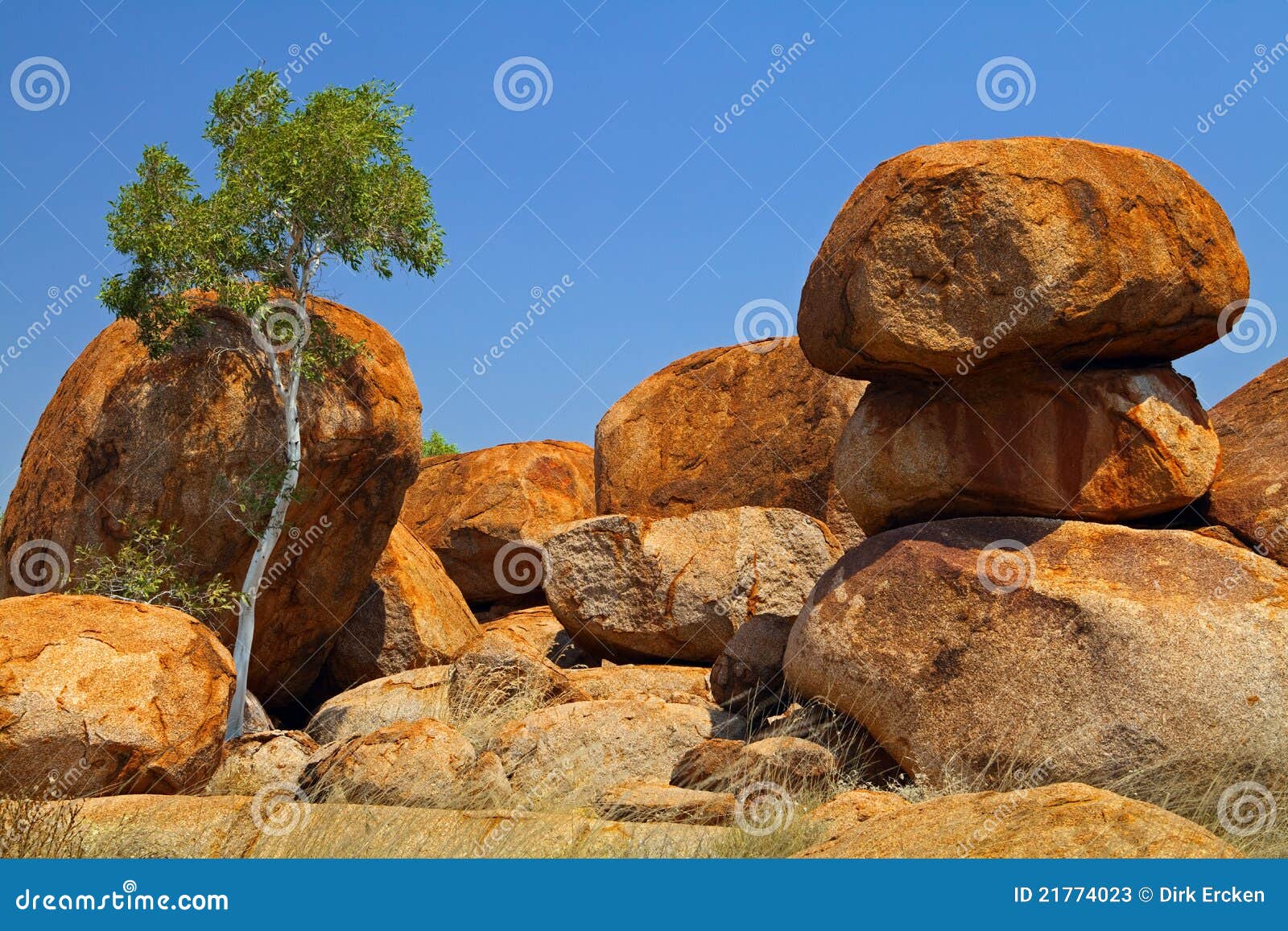 Devils Marbles Outback Australia Granite Boulders Stock Image - Image ...