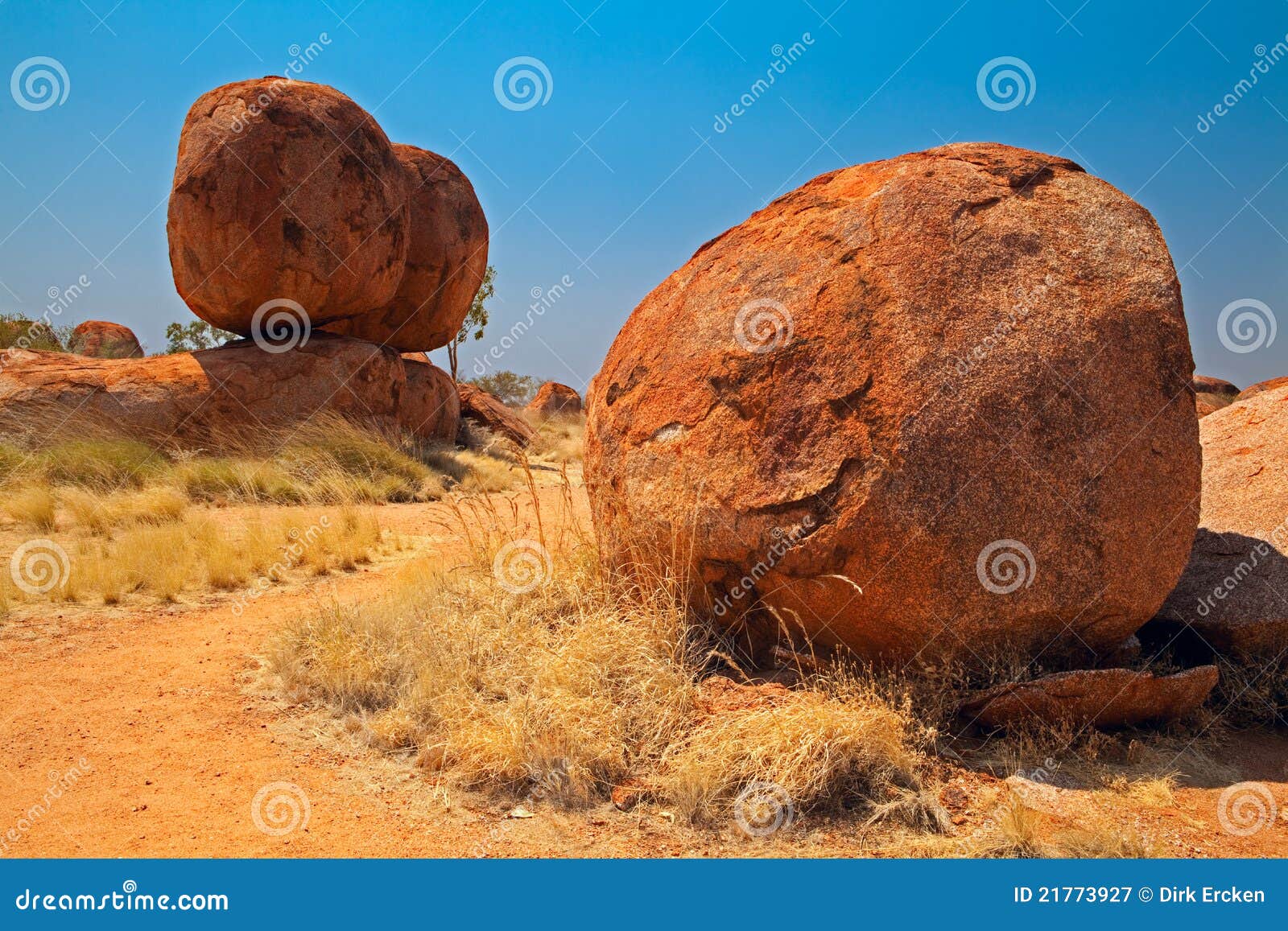 Devils Marbles Rock Erosion Red Granite Stock Image - Image of balance ...