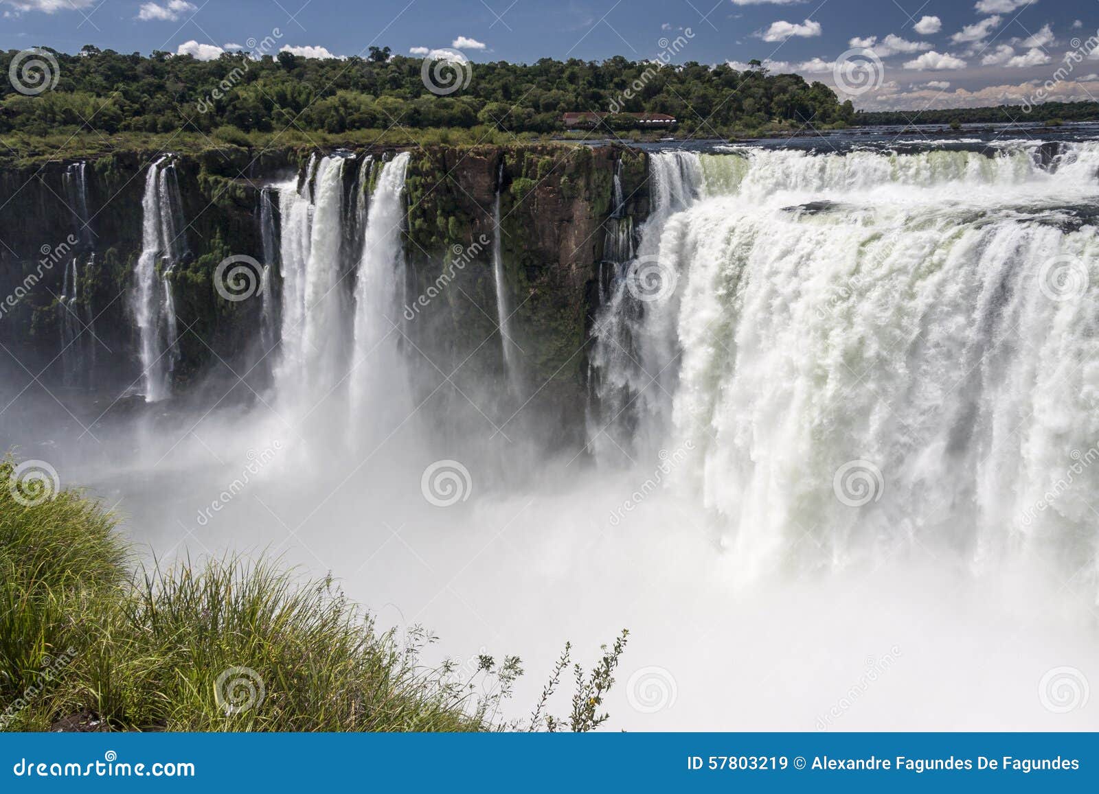 Devils Throat Fall, In Iguazu River, Brazil Argentina Border. Cataratas ...