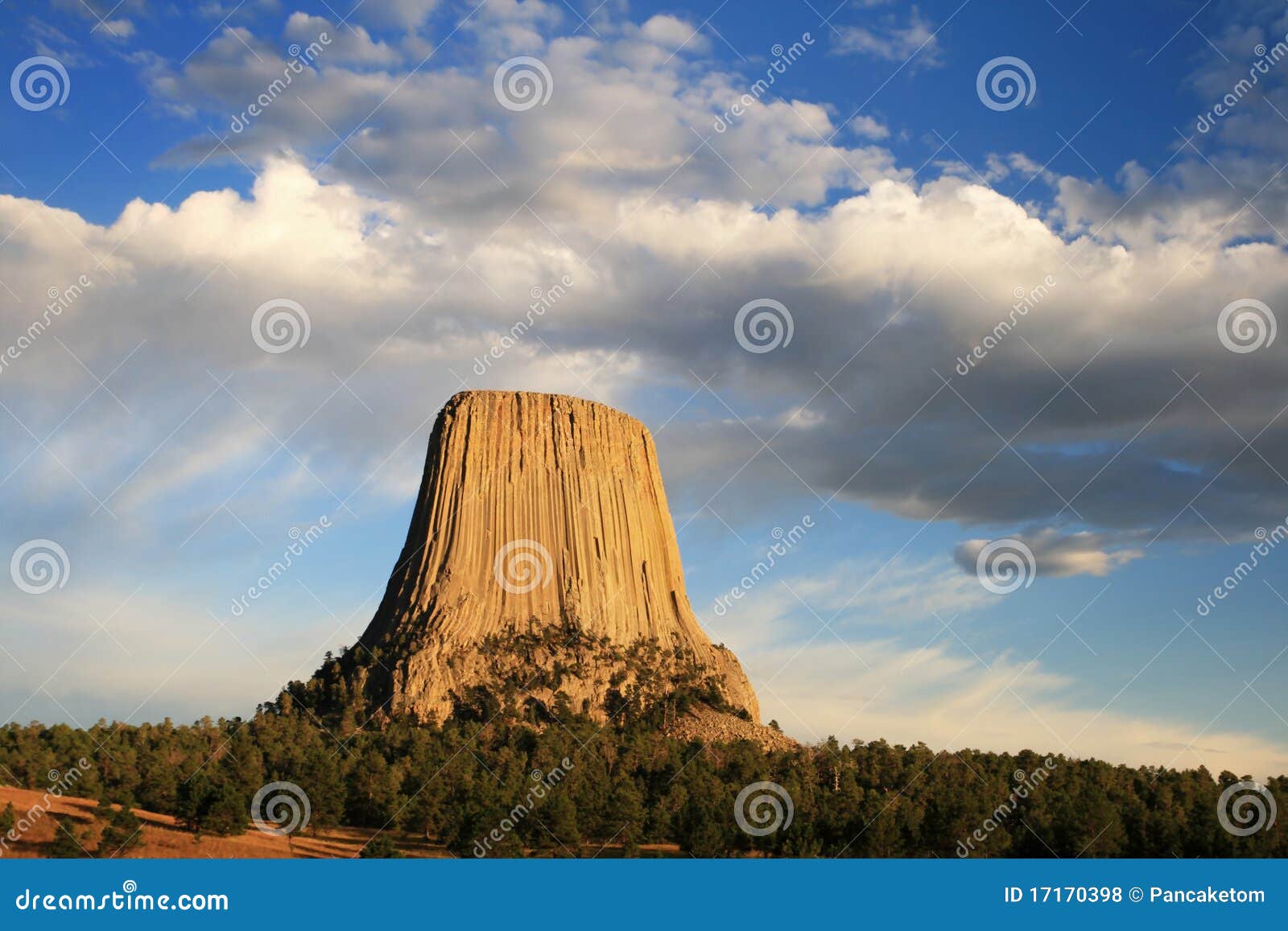 Devils Tower Stock Photo | CartoonDealer.com #17170398