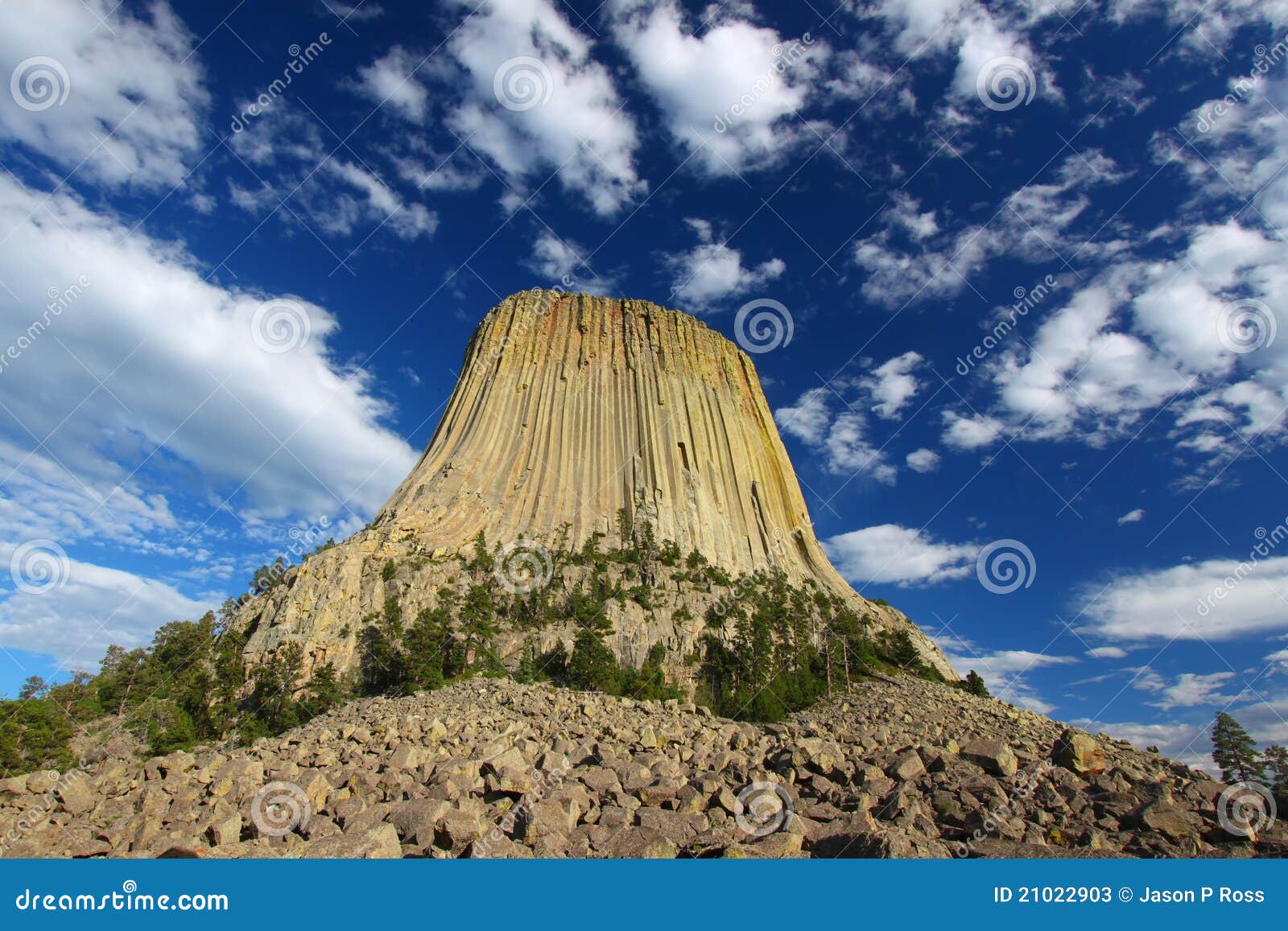 Devils Tower National Monument Stock Image - Image of igneous, nature ...