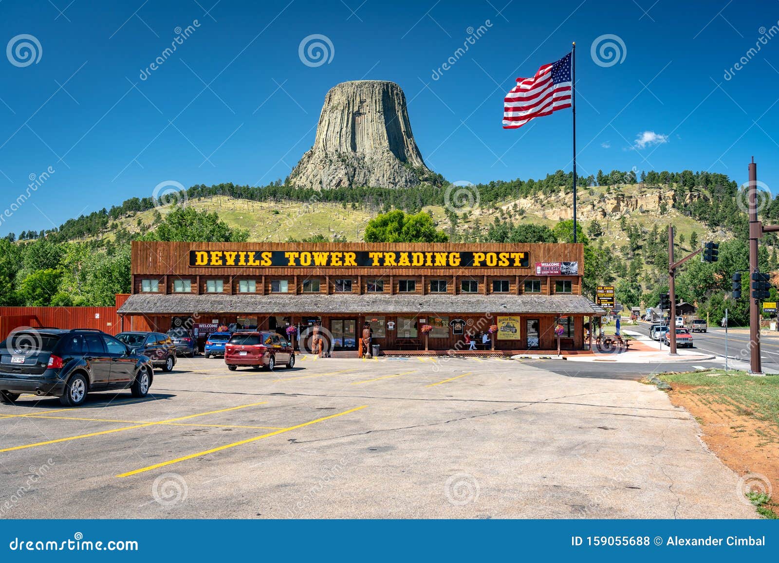 Devils Tower, Wyoming, USA - Devils Tower Trading Post Editorial Stock ...