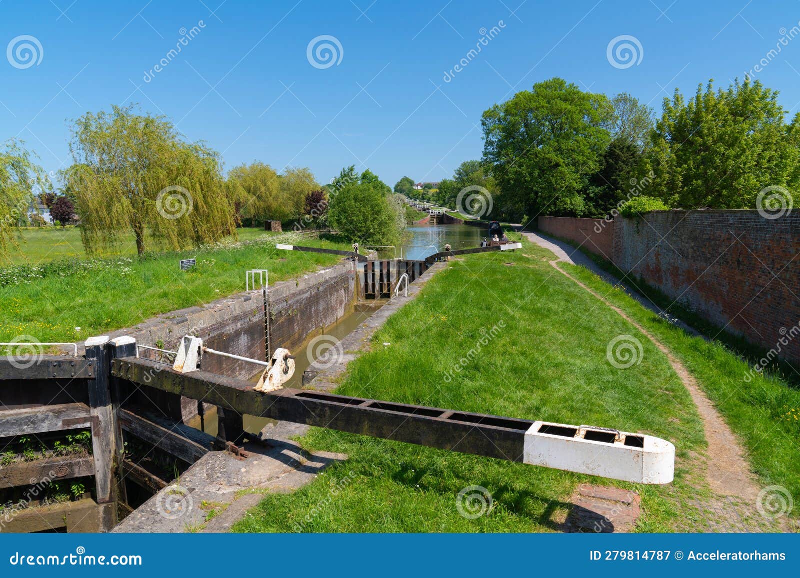 Devizes Locks Caen Multiple Lock Gates Kennet and Avon Canal Wiltshire ...