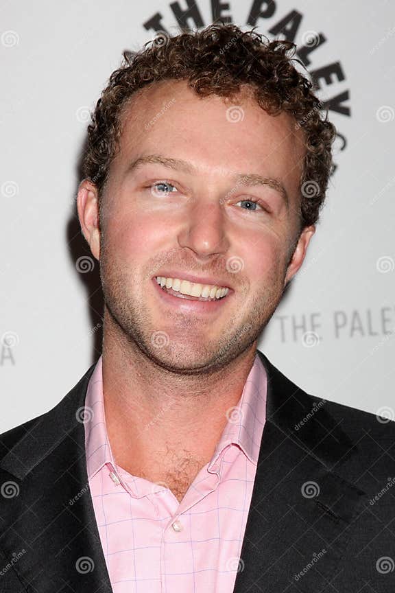 Devon Gummersall editorial image. Image of beverly, finale - 38024640