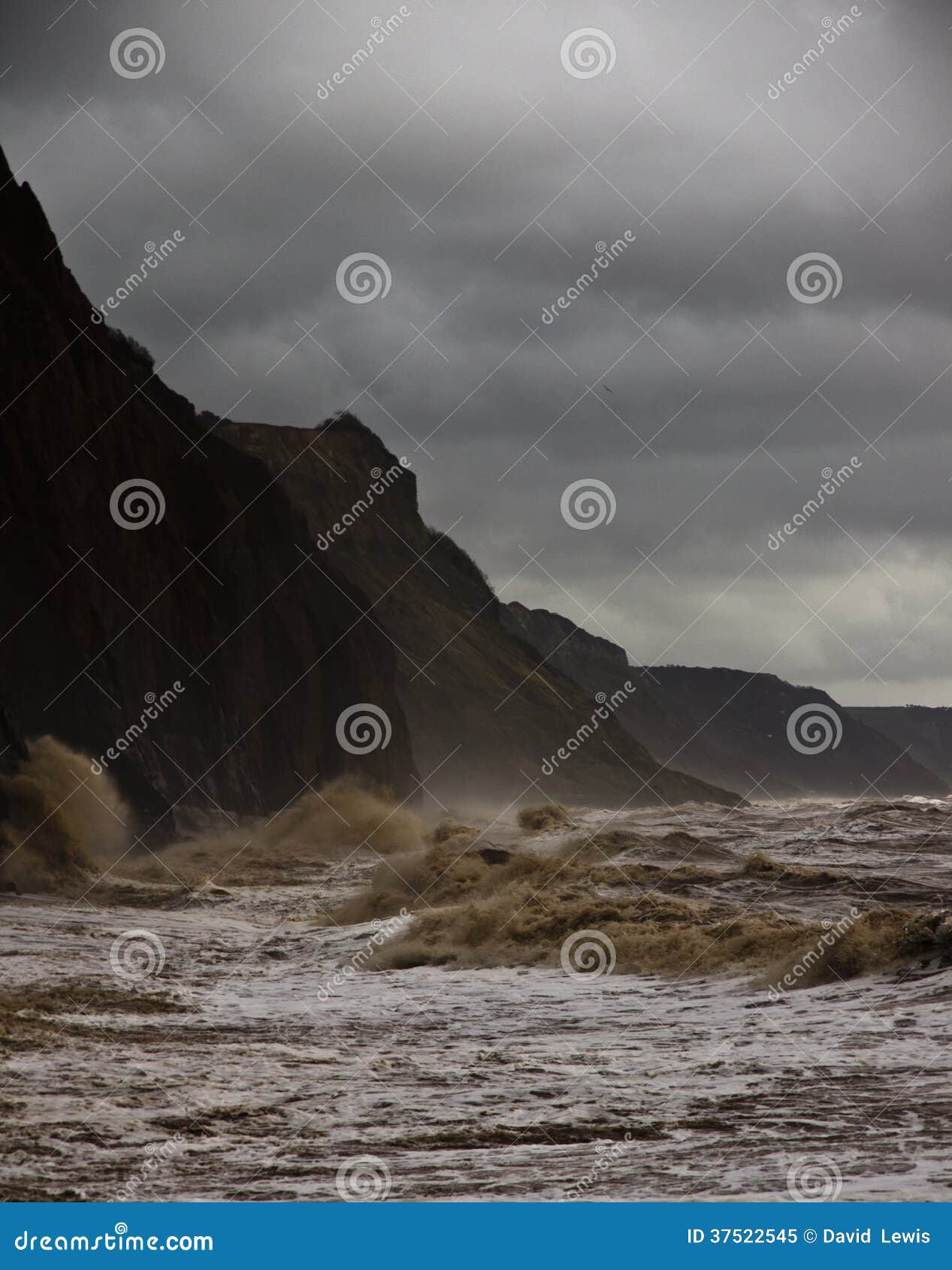 Devon storm editorial image. Image of sidmouth, waves - 37522545