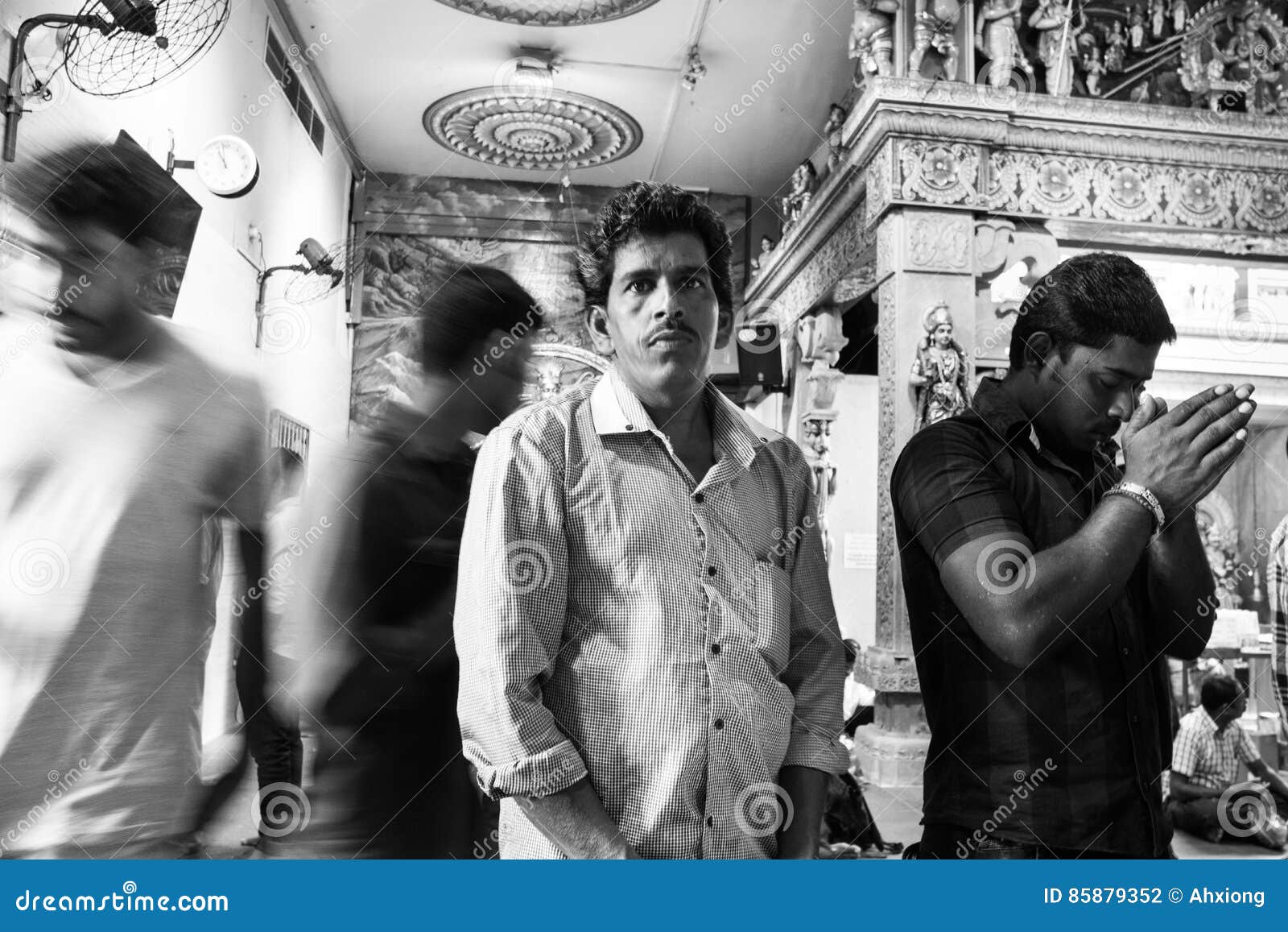 Devotee in Hindu temple editorial photography. Image of cultural - 85879352