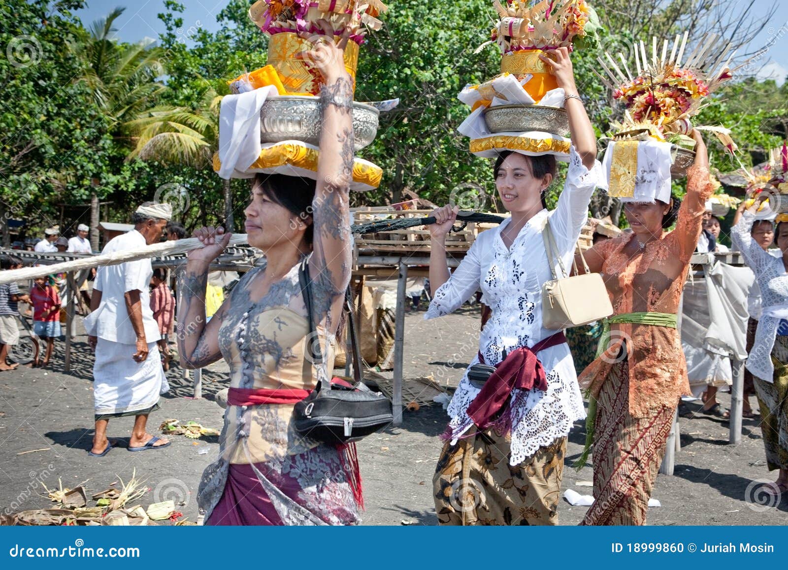 Devotees Attending Their Balinese Ritual Editorial Image - Image of ...