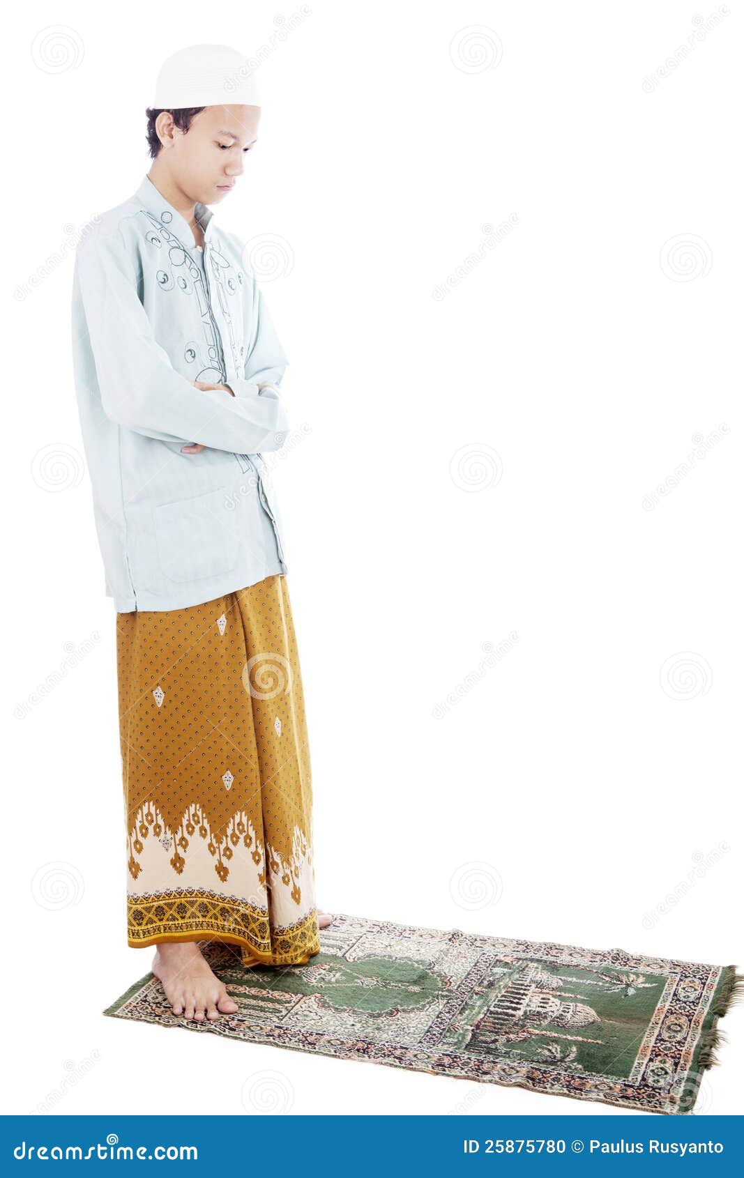 Devout muslim man praying stock photo. Image of prayer - 25875780