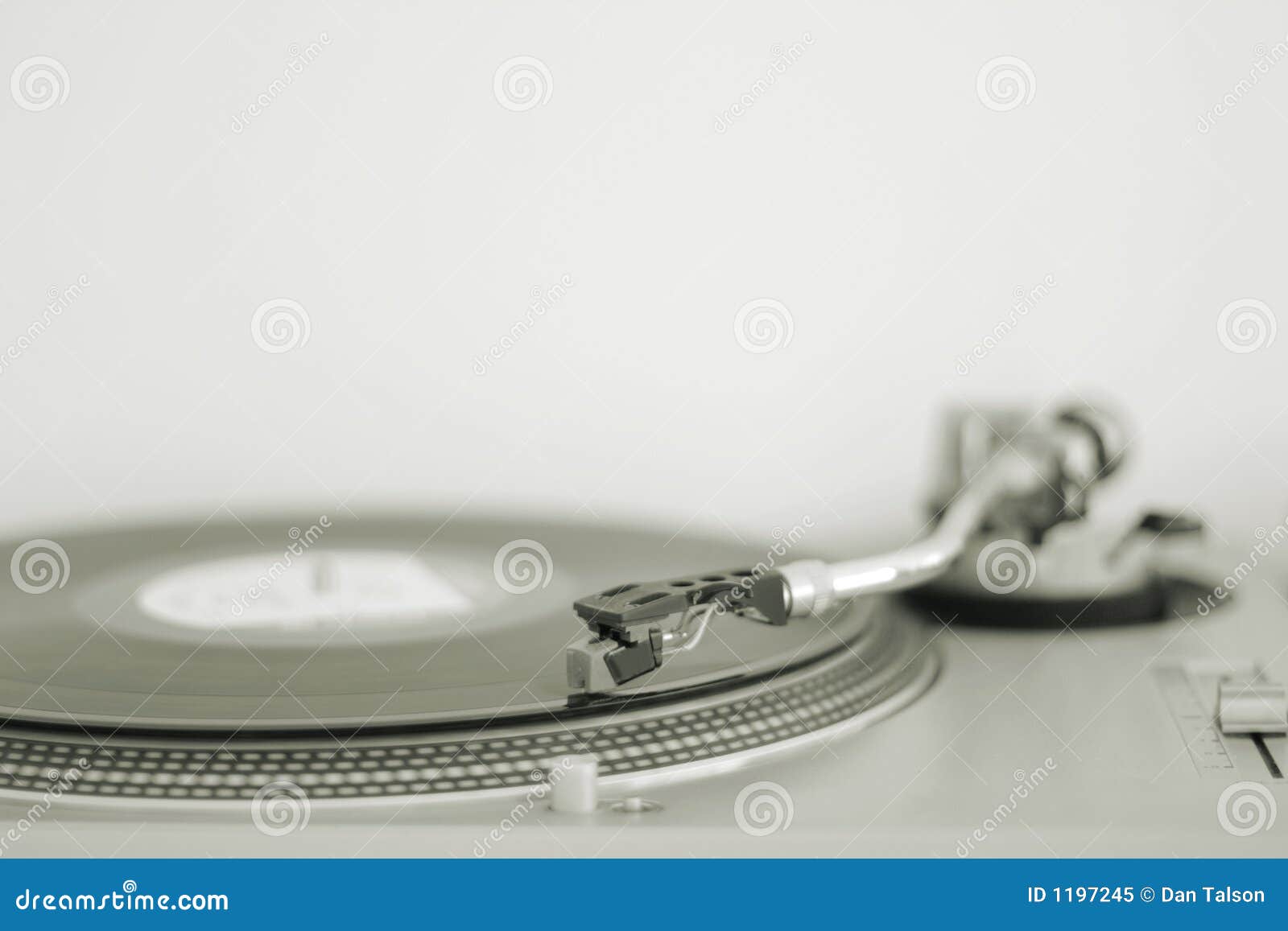 Dex blur stock image. Image of listen, sharp, decks, sounds - 1197245