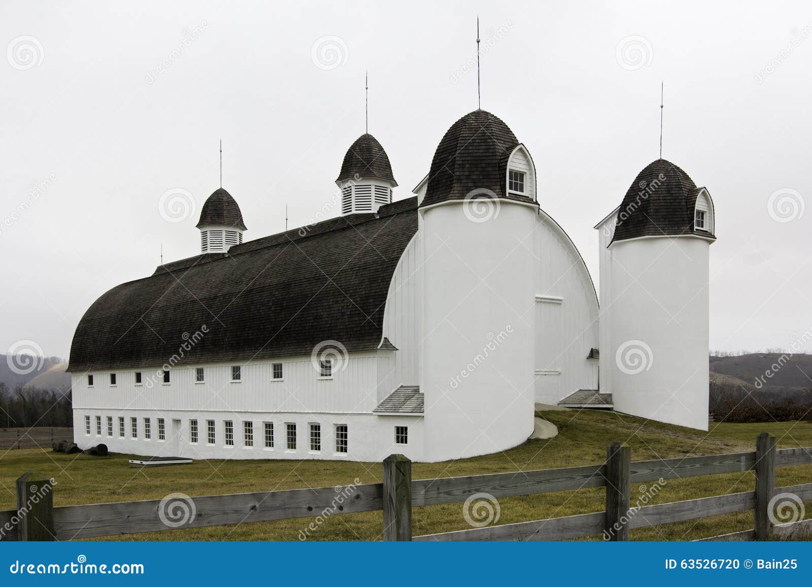DH Day Barn stock photo. Image of white, scenic, protected - 63526720