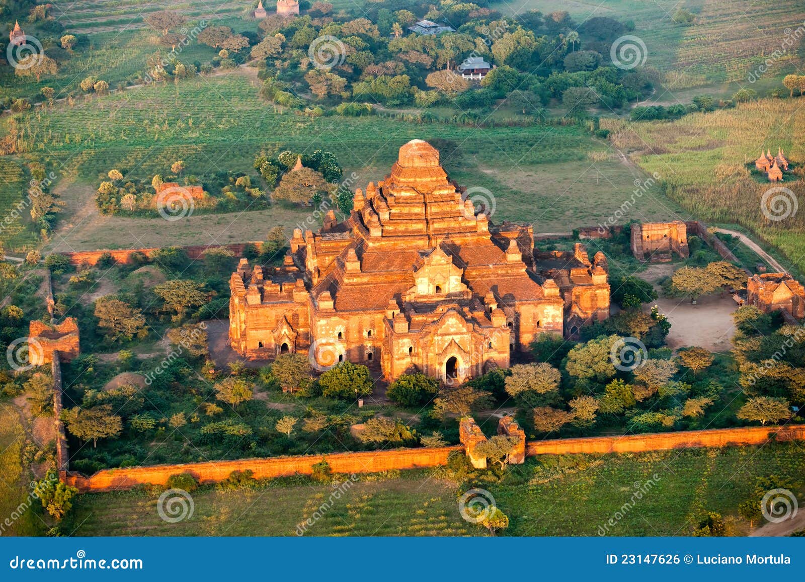 Dhammayangyi Temple, Bagan, Myanmar. Stock Photo - Image of ethnicity ...