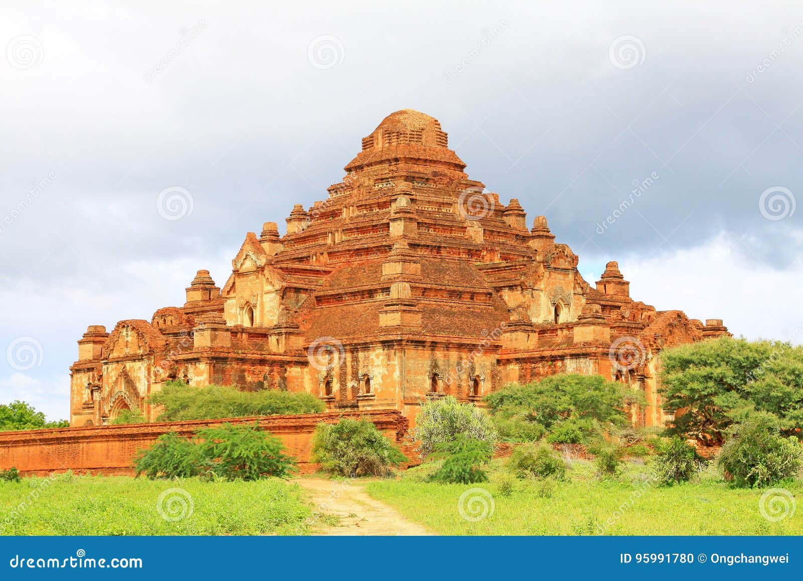 Dhammayangyi Temple, Bagan, Myanmar Stock Photo - Image of asian, pagan ...