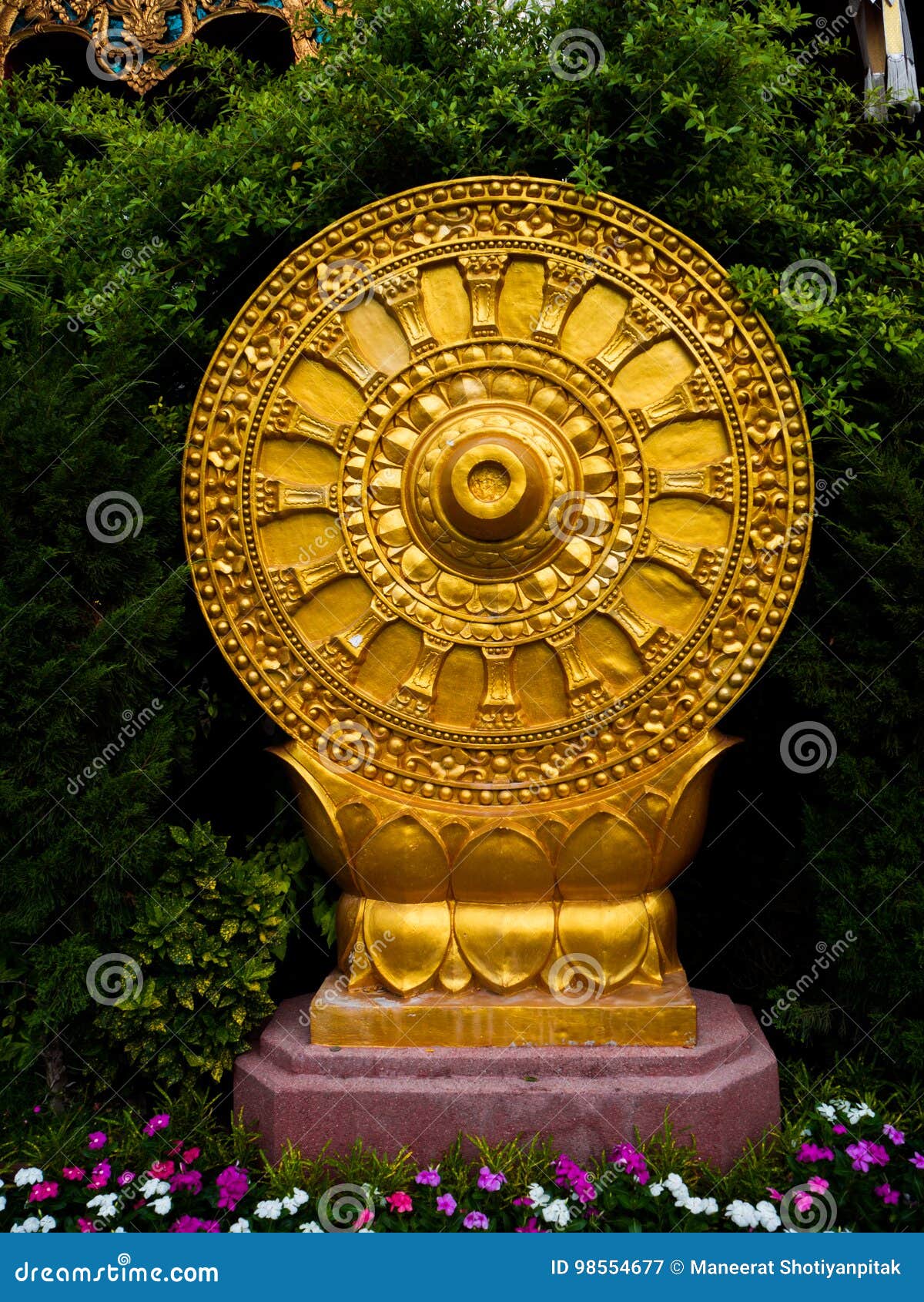 Dharmachakra or Wheel of Dhamma in Wat Phra that Lampang Luang, Stock ...
