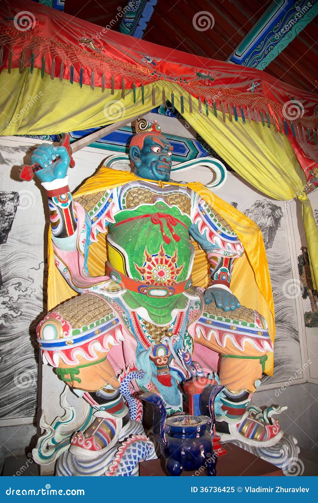 Dharmapala (protector of Dharma), Buddhist Temple in Beijing, China ...
