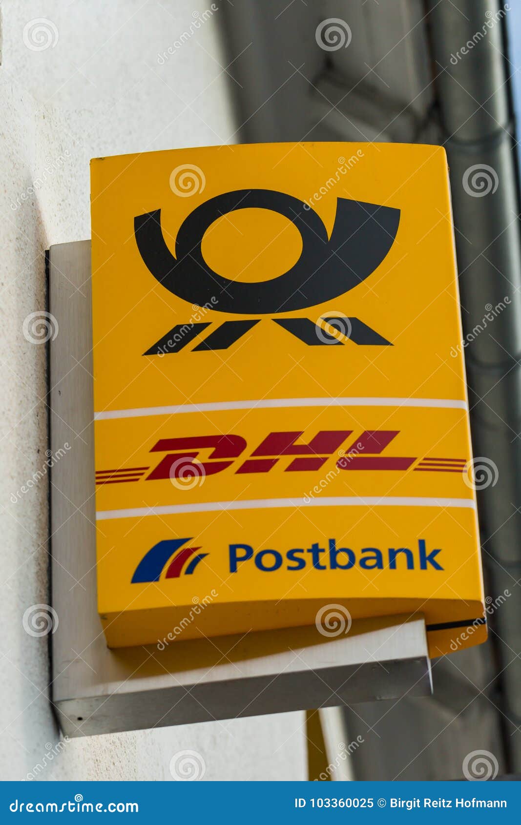 DHL-Logo redaktionelles bild. Bild von emblem, logistik - 103360025