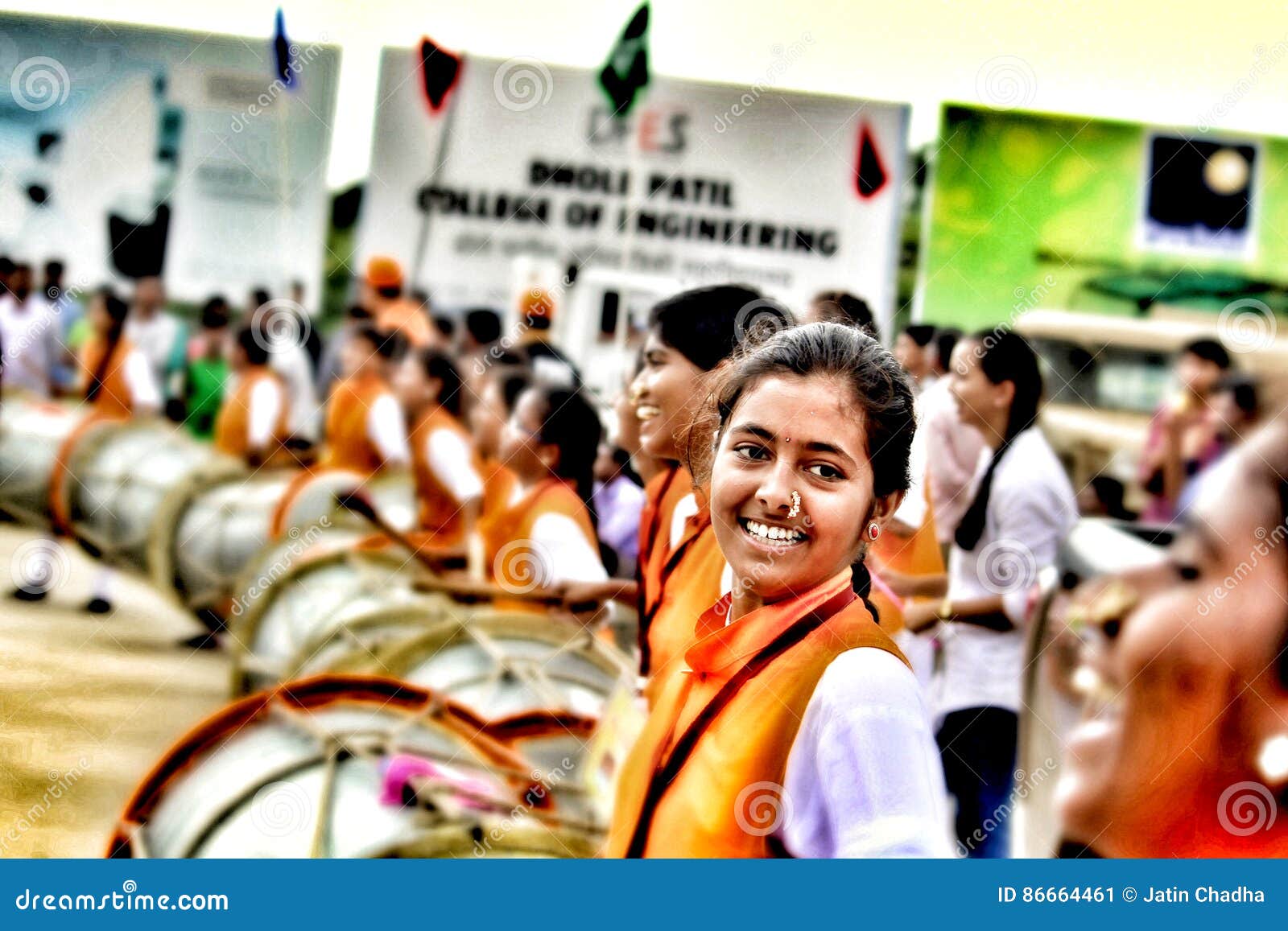 Dhol Tasha photo éditorial. Image du asiatique, inde - 86664461
