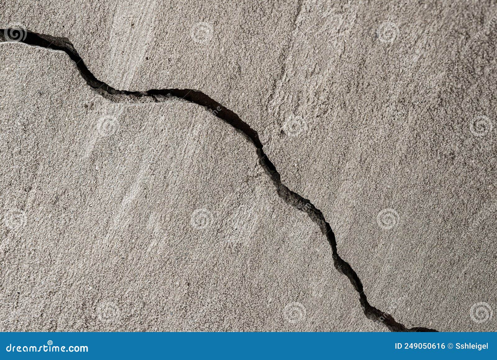Diagonal Crack in Plaster on a Wall Stock Photo - Image of material ...
