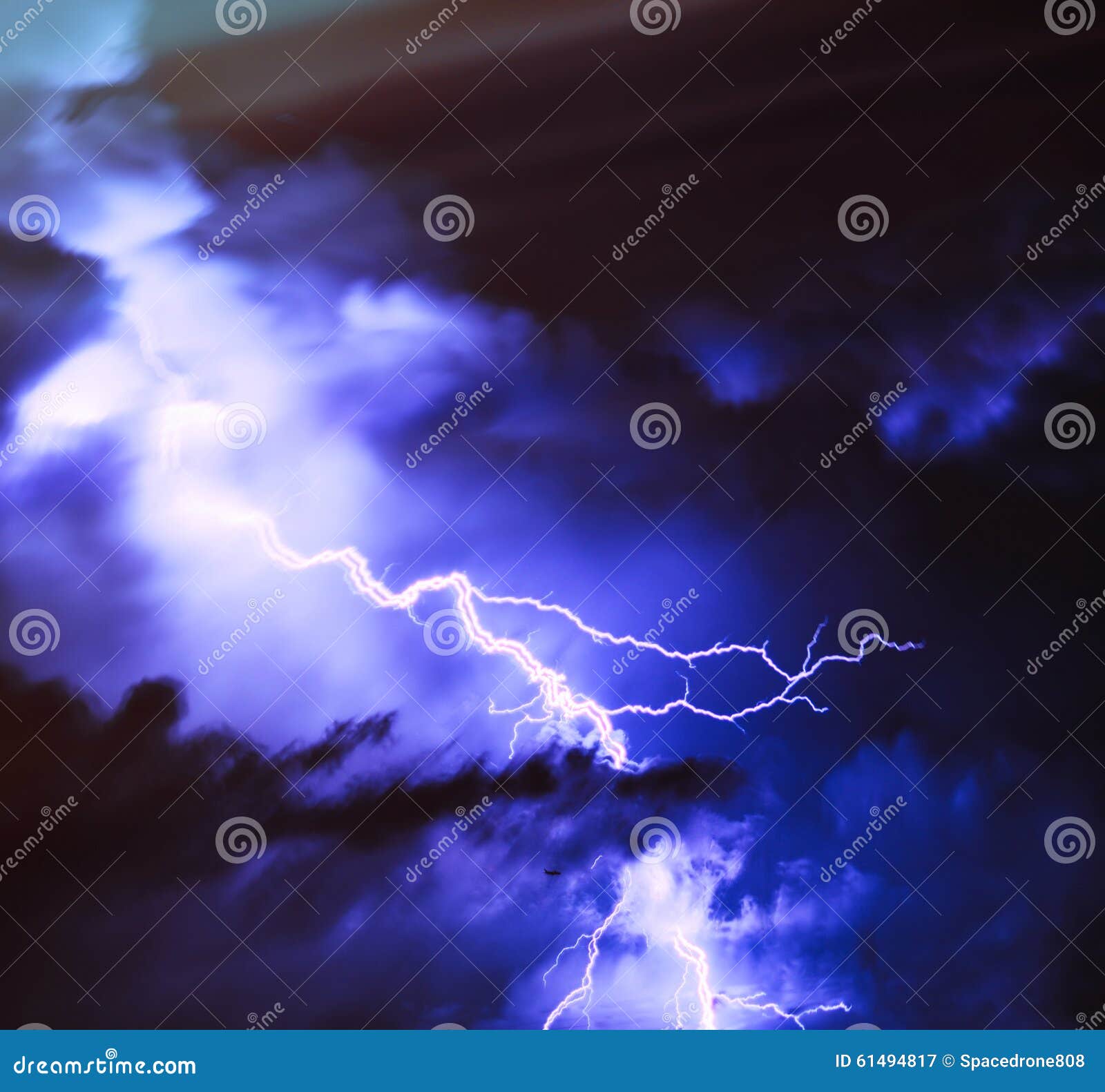 Diagonal Dramatic Lightning Strike Stock Image - Image of strike ...