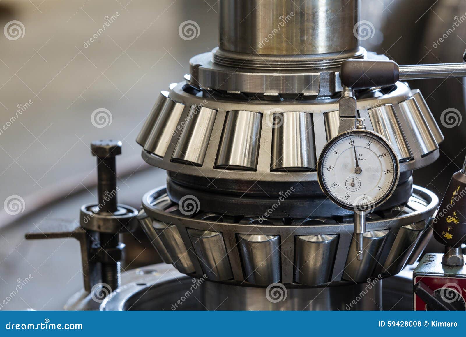 Dial Gage Use for Setup Alignment of Bearing Stock Photo - Image of ... Dial Gage Use for Setup Alignment of Bearing Stock Photo - Image of ...