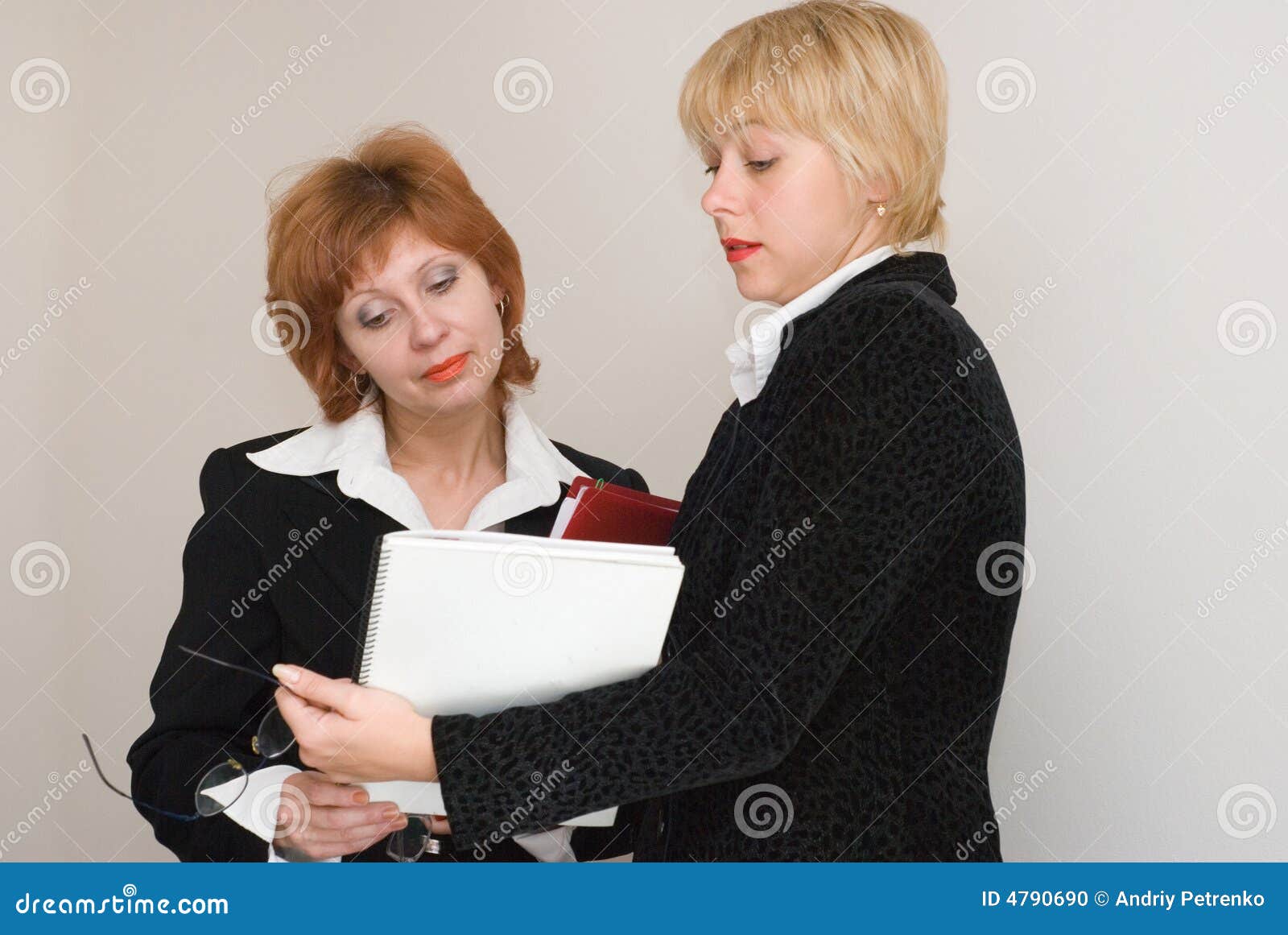 Dialogue of Two Business Women. Stock Photo - Image of agreement ...