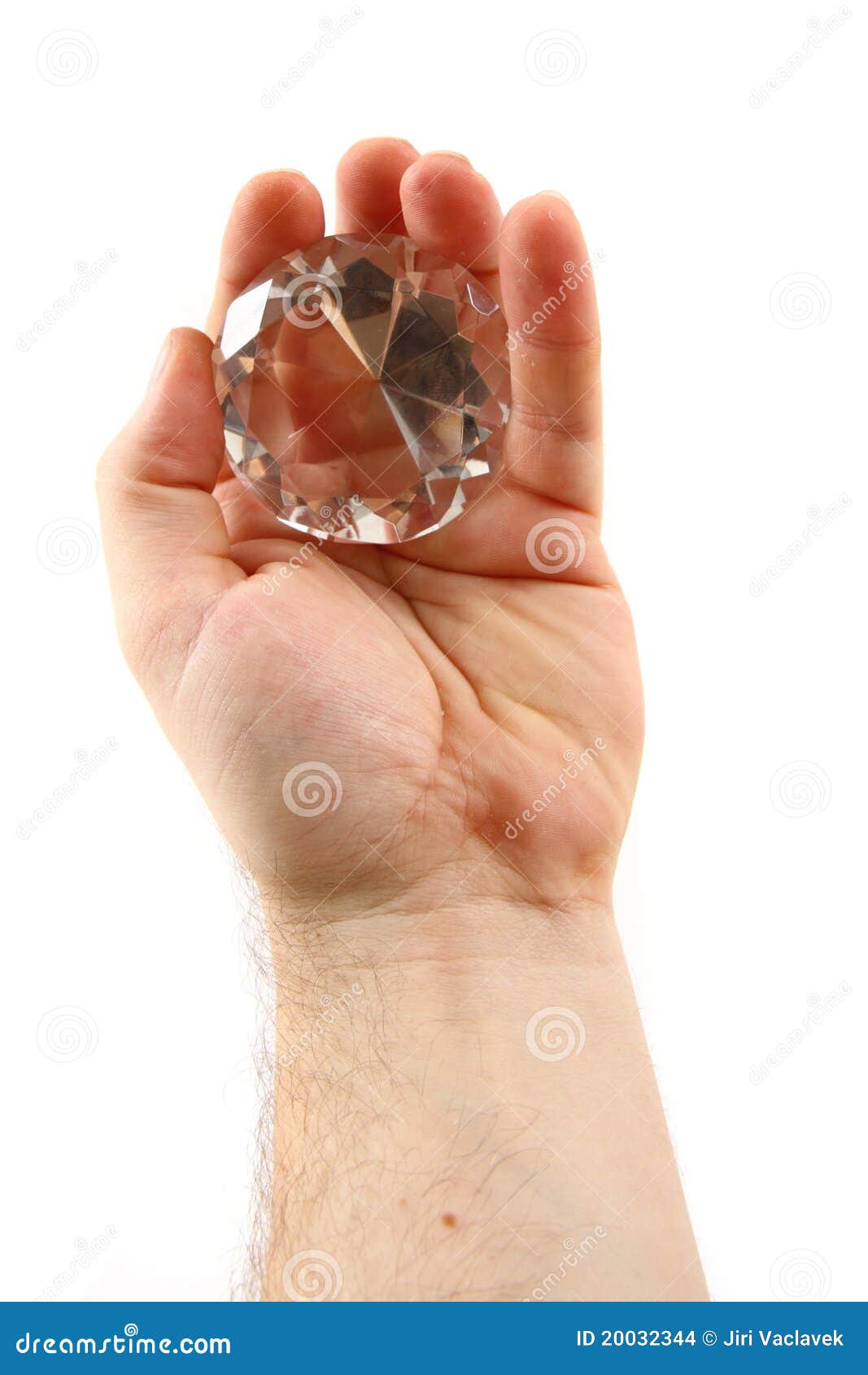 Diamant in der Hand stockfoto. Bild von mann, fingernagel - 20032344