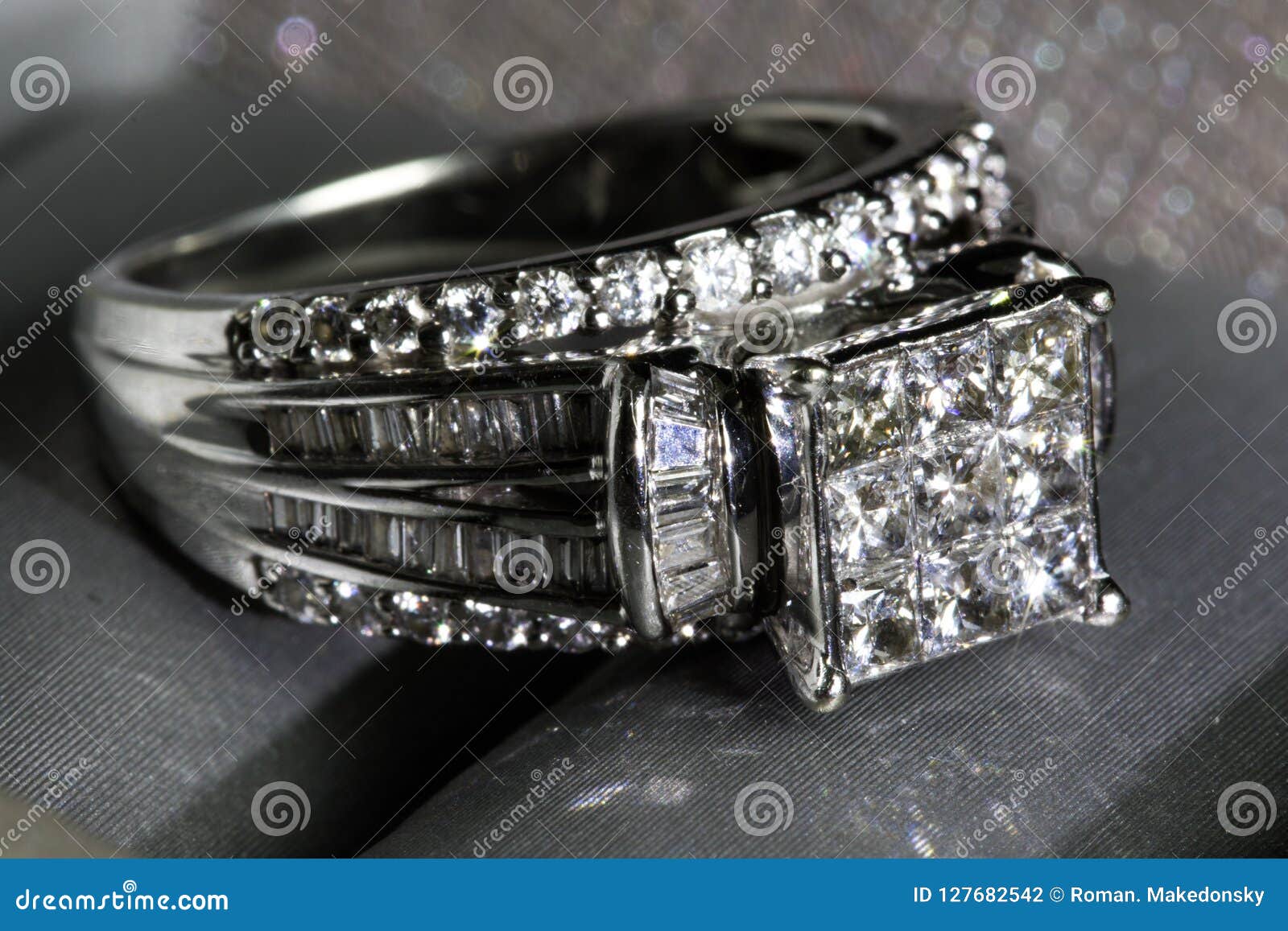 A Diamond Engagement Ring .in a Box with Glint/reflection. Shimmering ...